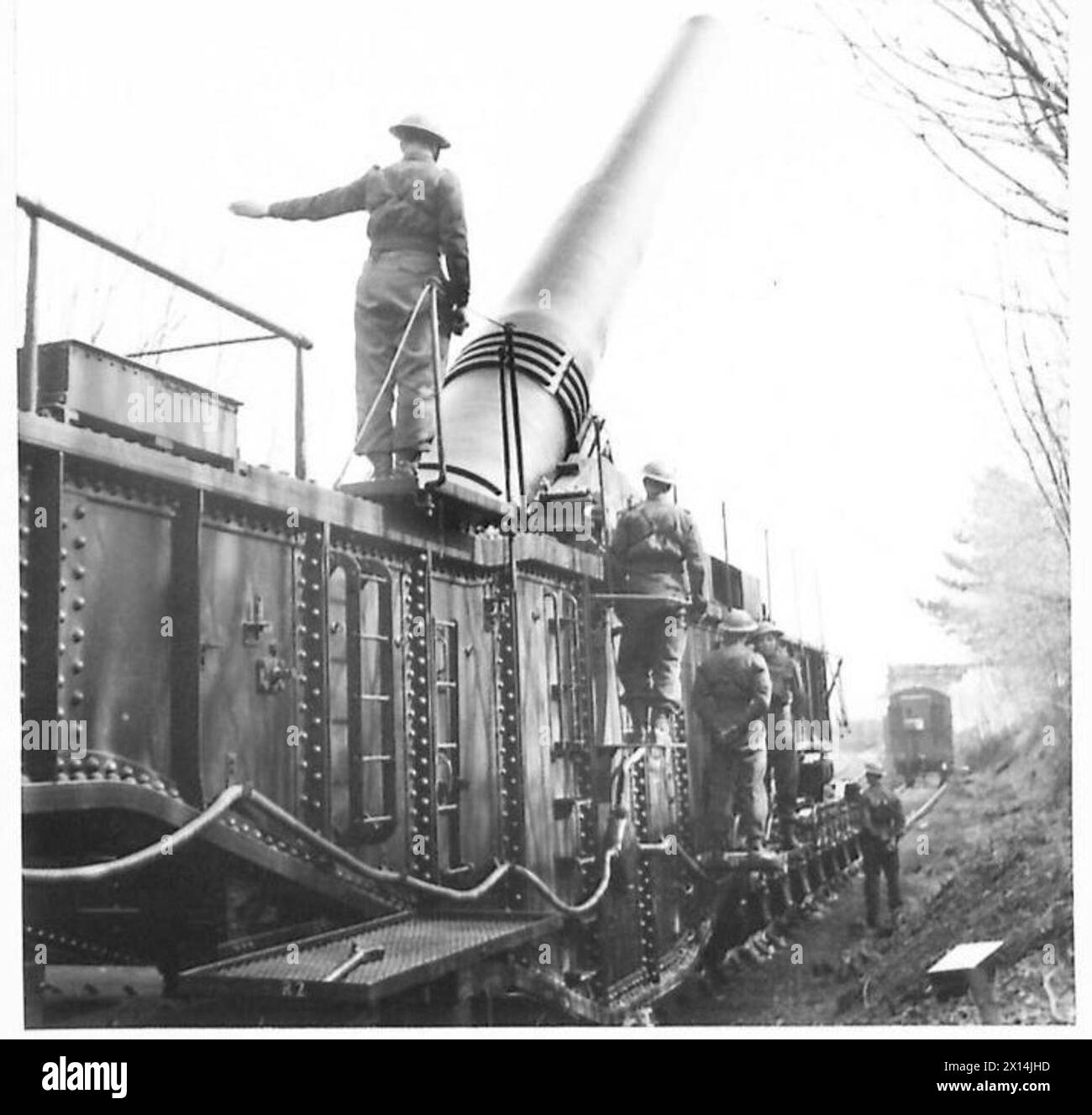 Super heavy gun Black and White Stock Photos & Images - Alamy