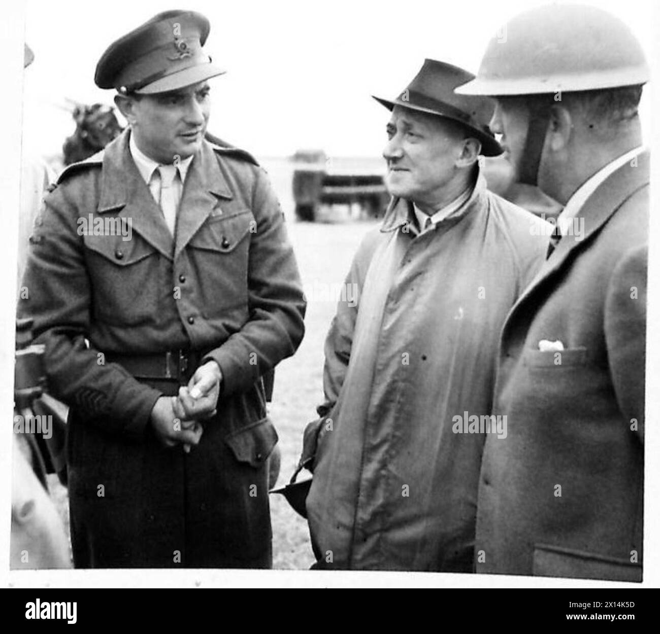 Mr e shinwell hi-res stock photography and images - Alamy