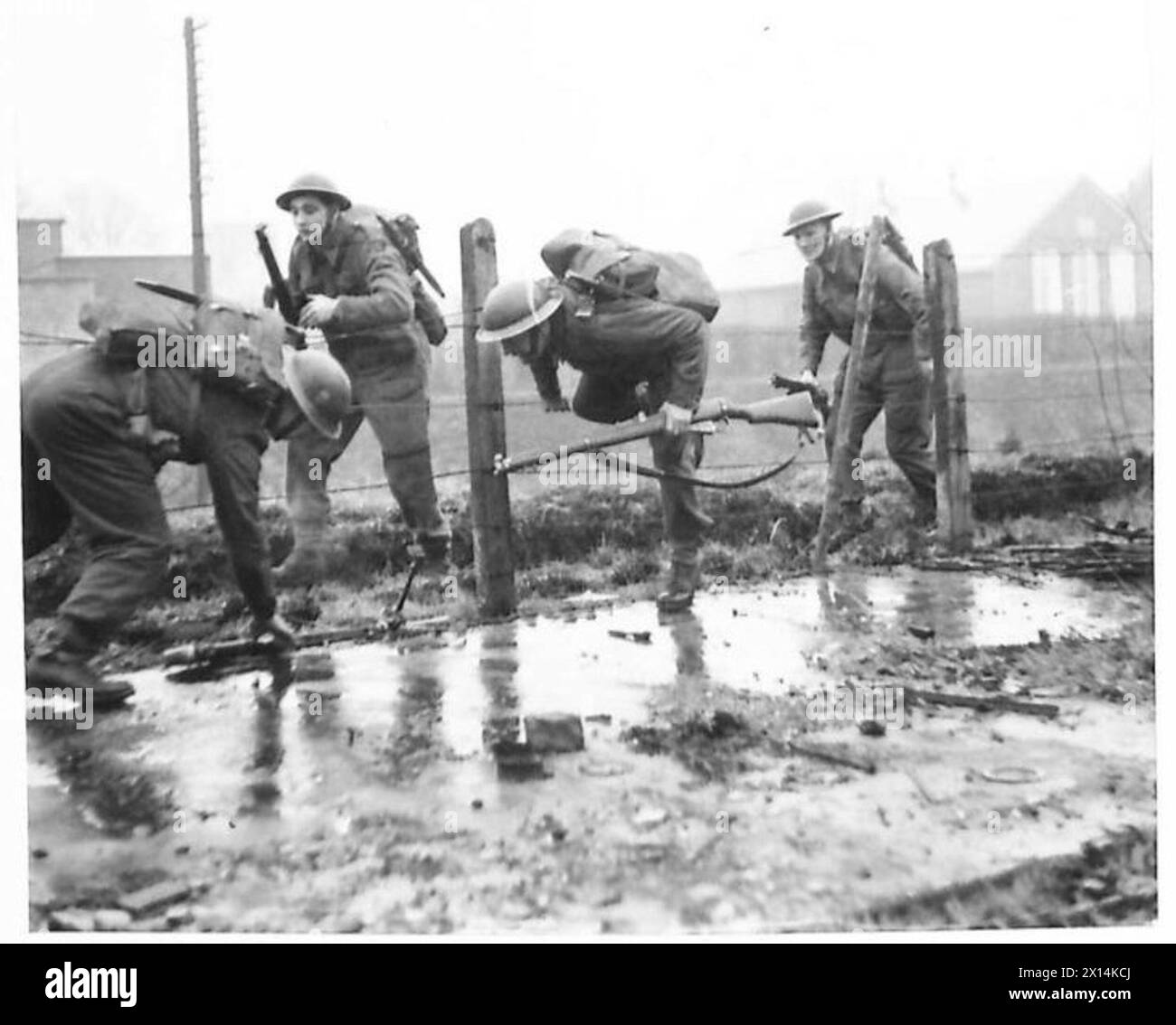 Urban warfare british army Cut Out Stock Images & Pictures - Alamy