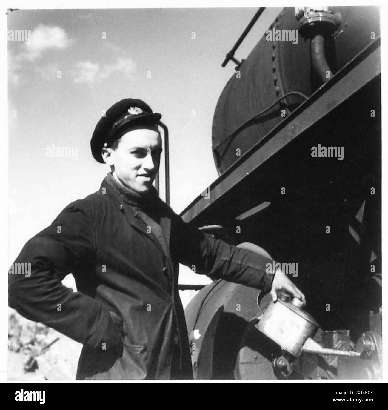 EIGHTH ARMY PERSONALITIES - Spr. Reginald Thompson of 71 Ashcroft Road ...