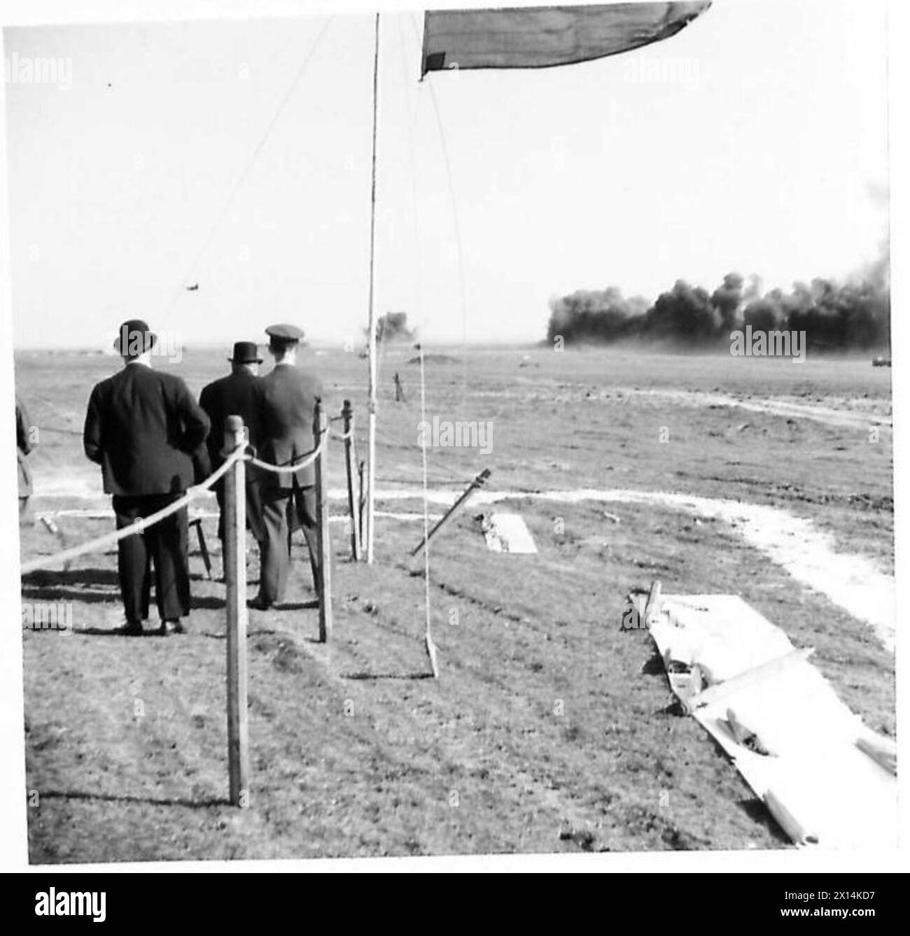 PRIME MINISTER AND GENERAL MARSHALL VISIT TROOPS - The Prime Minister ...