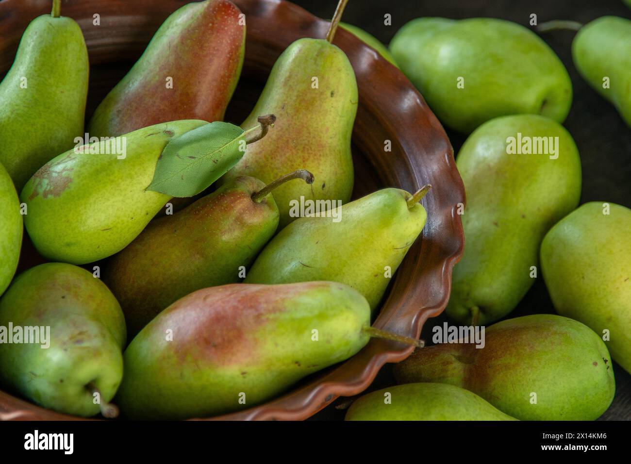 Parisian pear variety. Fruits on the table. Autumn harvest. Pears top ...