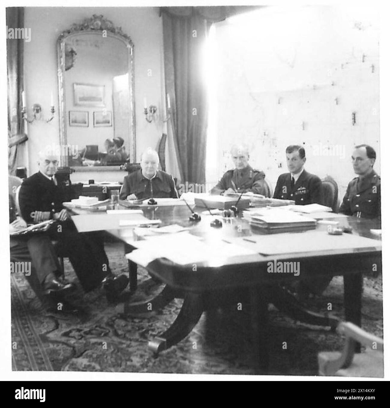 Meeting military leaders in Cut Out Stock Images & Pictures - Alamy