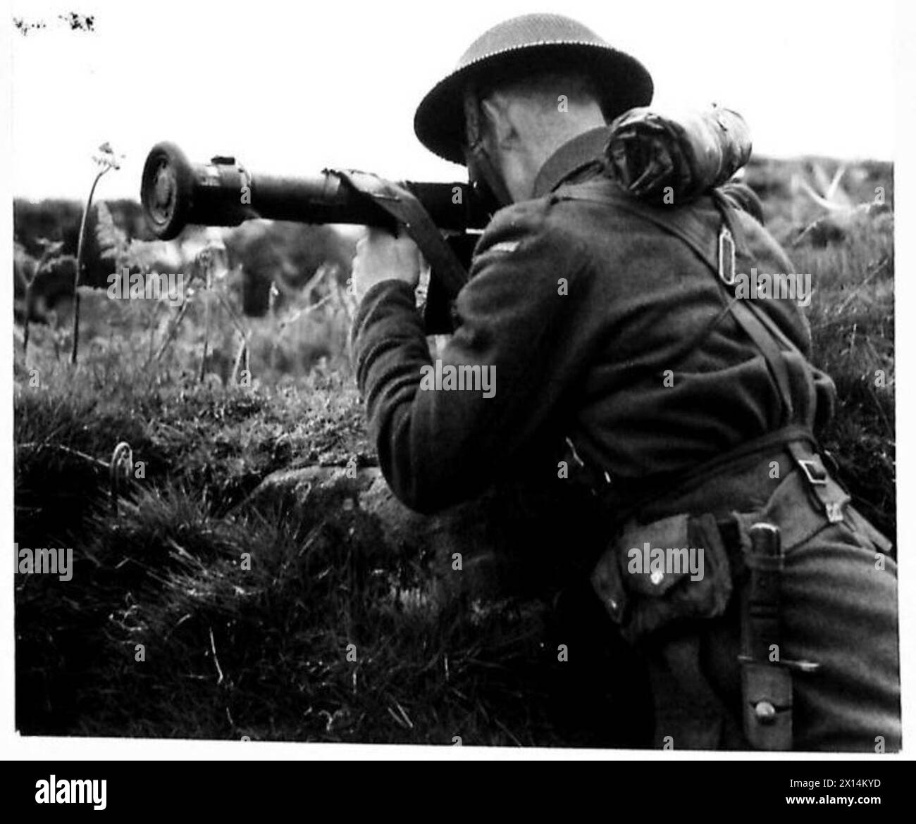 negative - Man of a Norwegian Mountain Machine Gun Unit using portable ...