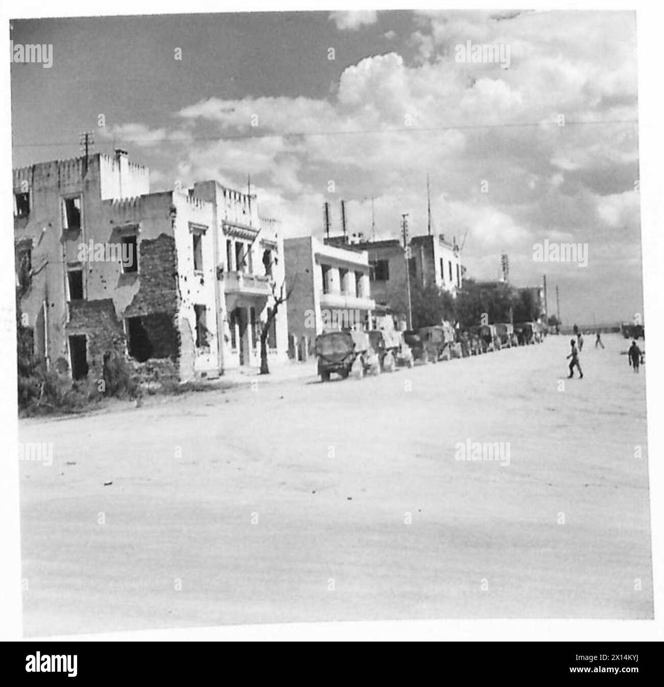 TUNISIAN BATTLEFIELDS - Medjez-el-Bab , British Army Stock Photo - Alamy