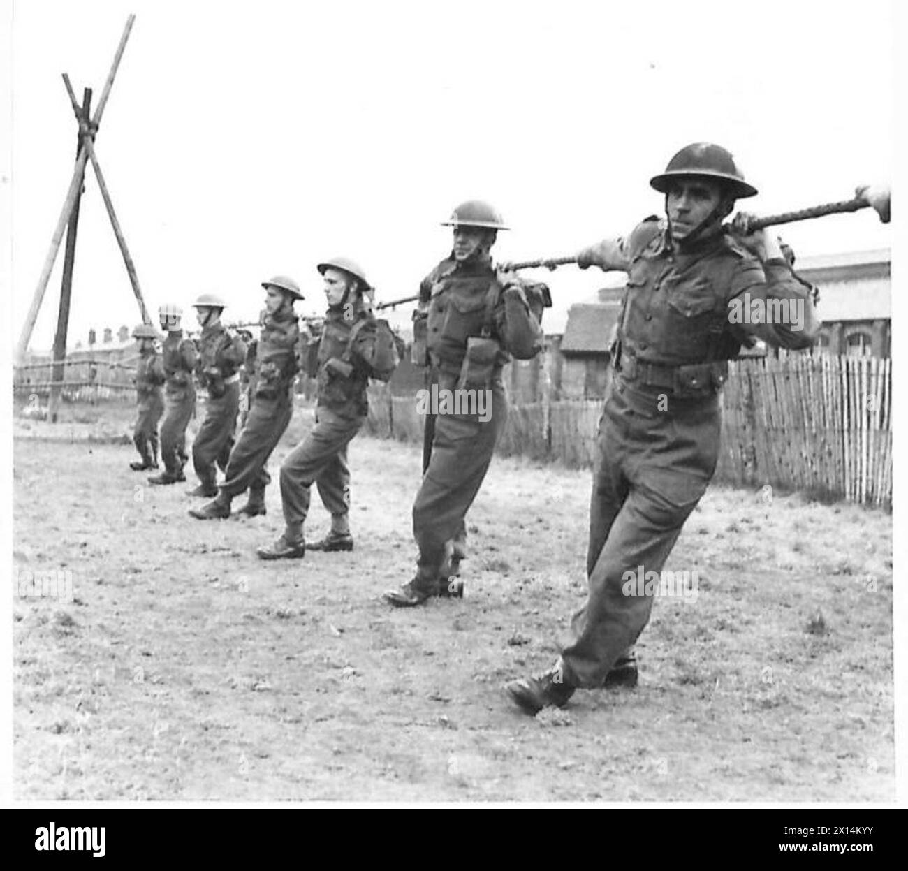 BASIC AND PURPOSEFUL PHYSICAL TRAINING - Position on ropes [Side ...