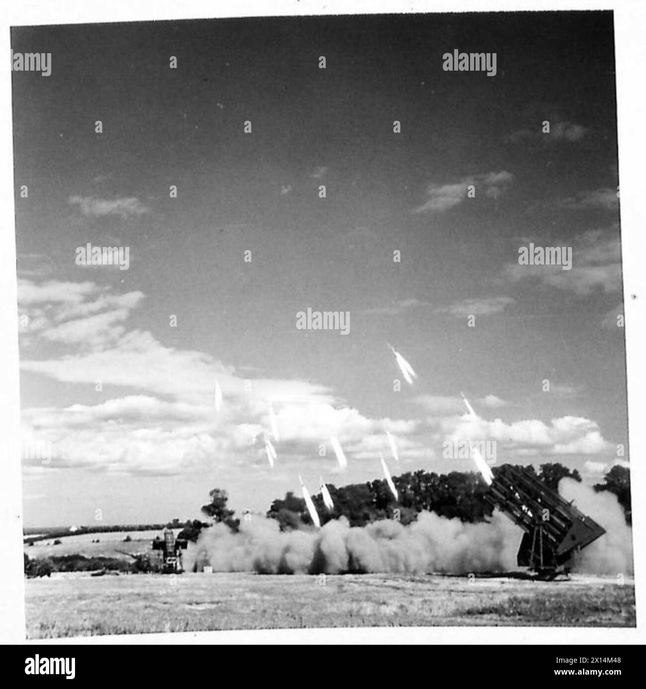 Twin barrel anti aircraft hi-res stock photography and images - Alamy