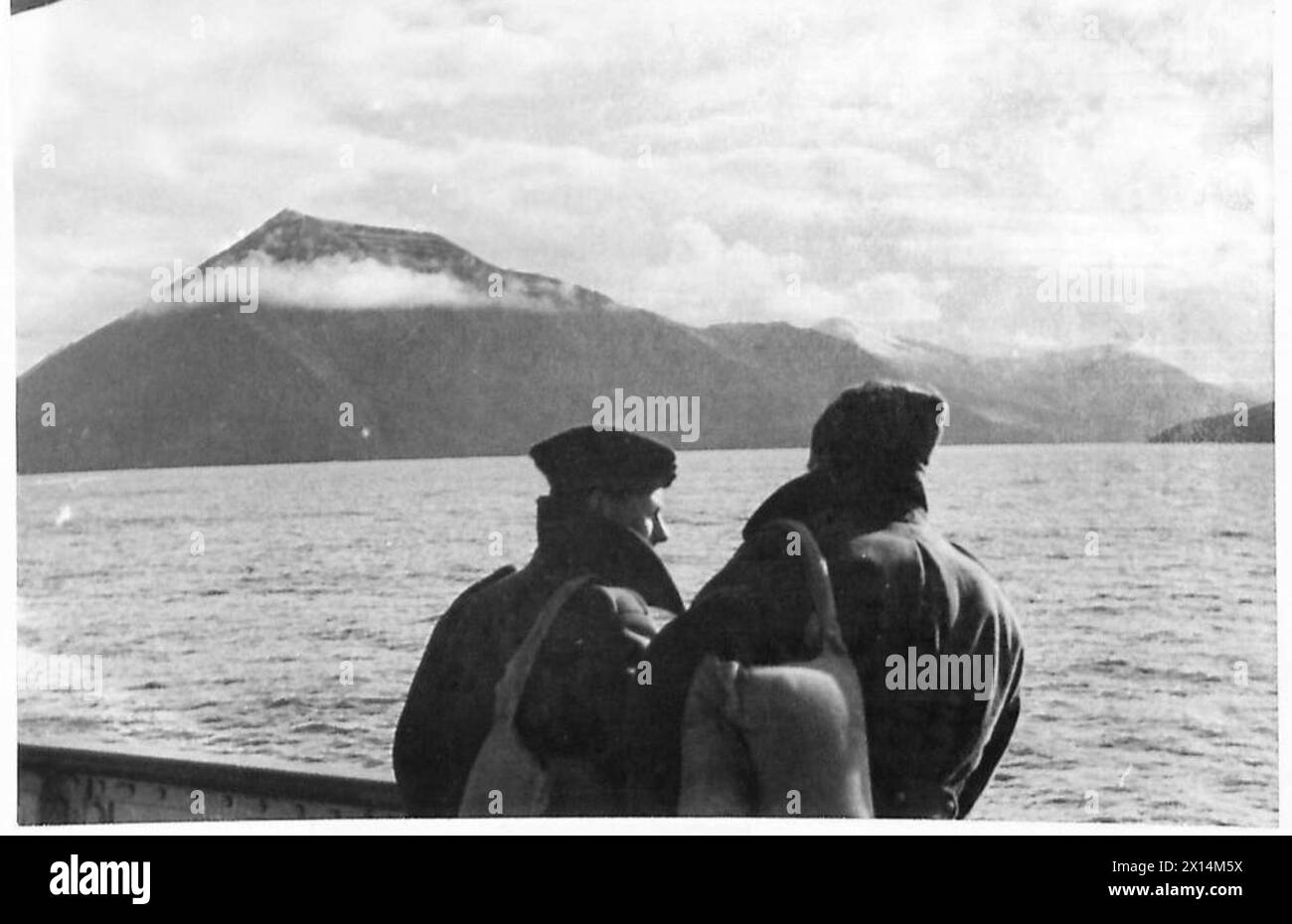 BRITISH AND CANADIAN TROOPS IN ICELAND - Typical Icelandic scenery seen ...