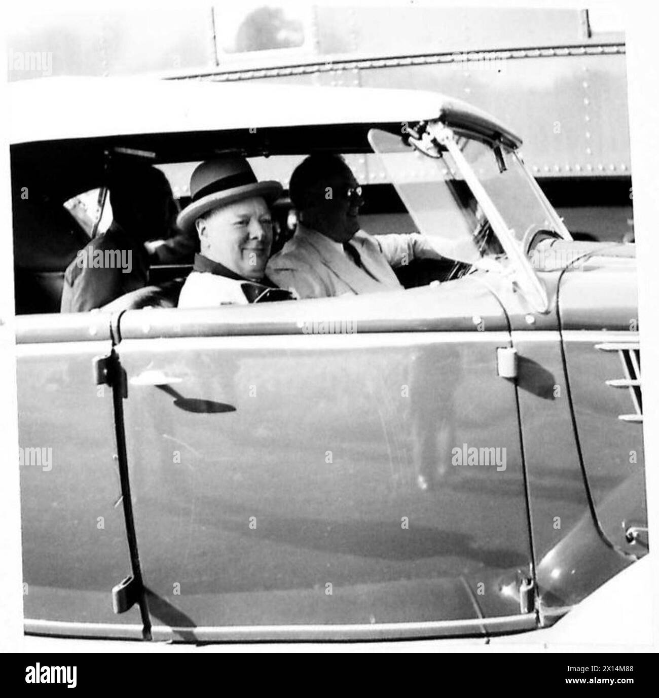 PRESIDENT ROOSEVELT DRIVES HIS CAR TO MEET MR. WINSTON CHURCHILL ...
