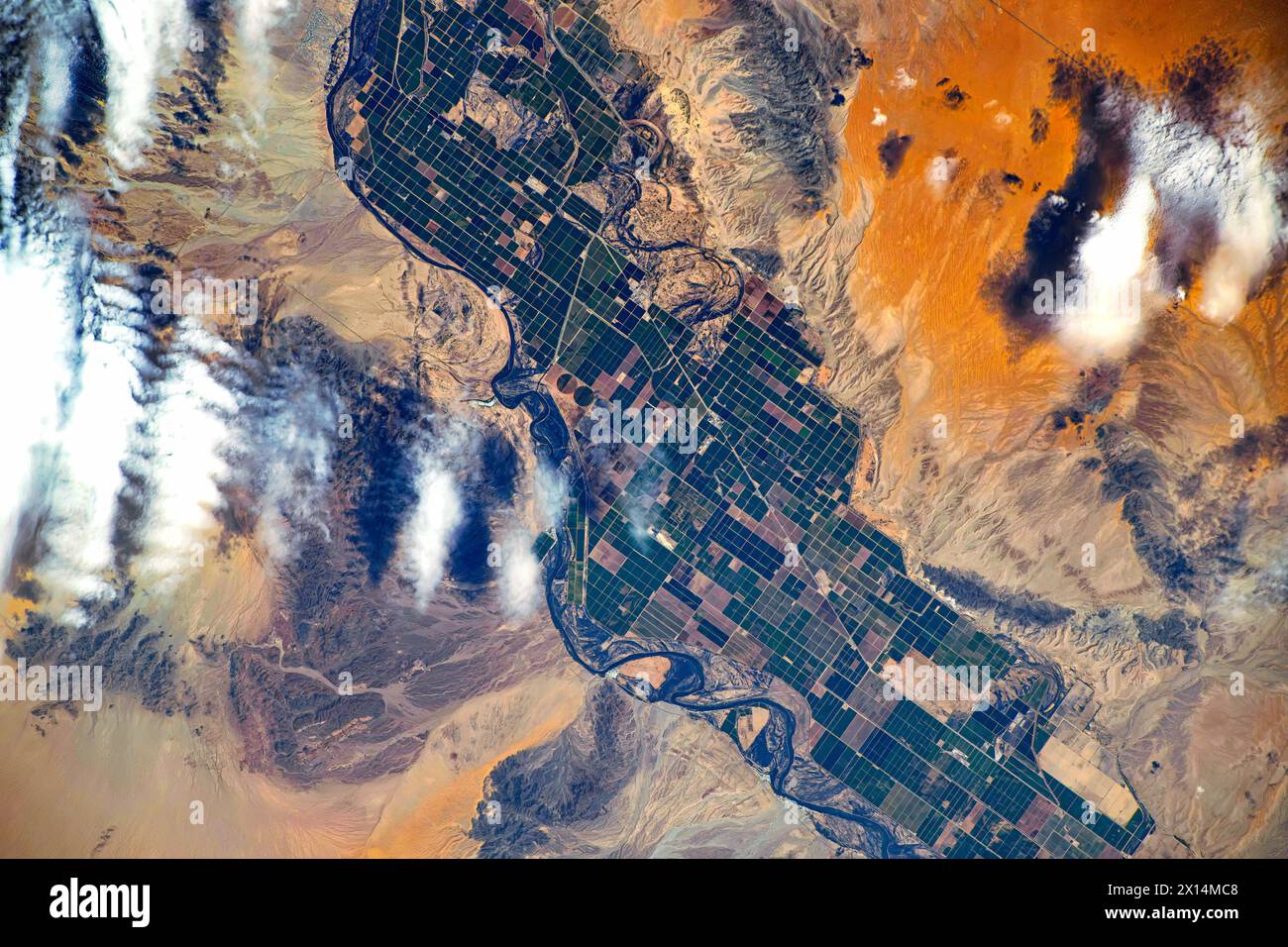 Land features in the border between Arizona and California. Digital ...