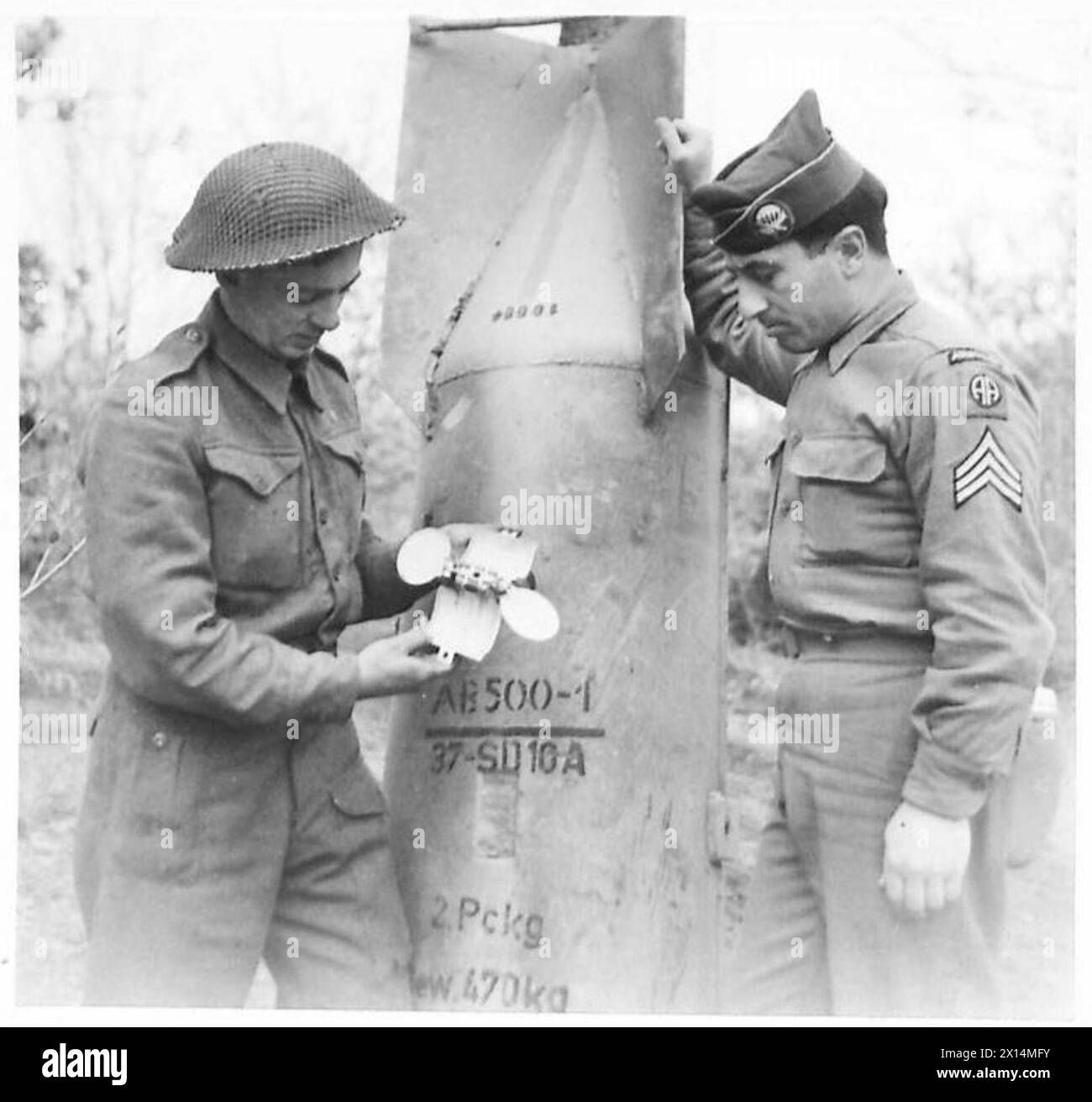 FIFTH ARMY : ANZIO BRIDGEHEADDEFEATING THE ANTI-PERSONNEL BOMB - Dvr ...