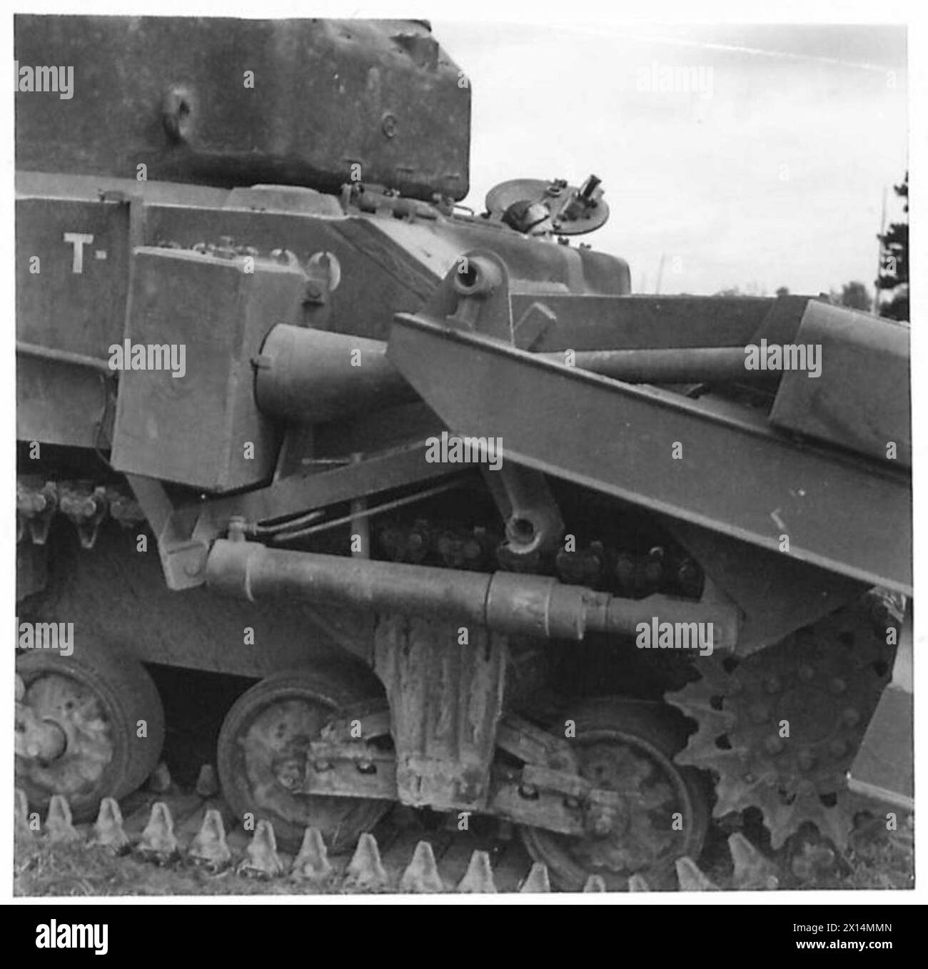 SPECIAL ASSIGNMENT FOR 79TH ARMOURED DIVISION - Close-ups of balancing gear taken in the working ...