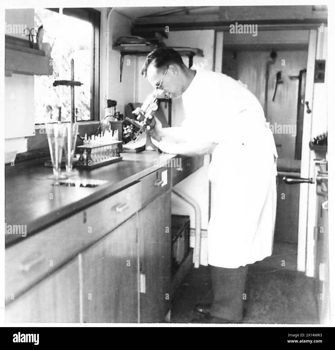 NO.4 MOBILE BACTERIOLOGICAL LABORATORY PALACE BARRACKS, HOLYWOOD, CO ...