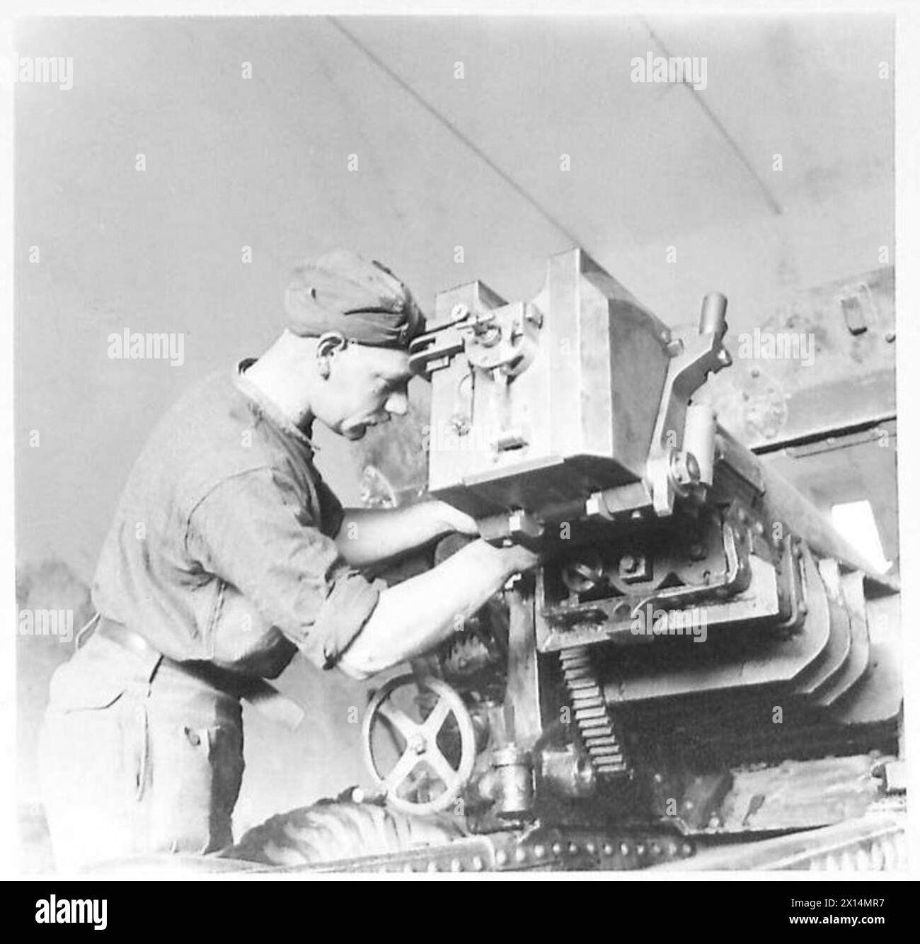 REME WITH THE FIFTH ARMY IN ITALY(SPECIAL LONDON REQUEST) - After a ...