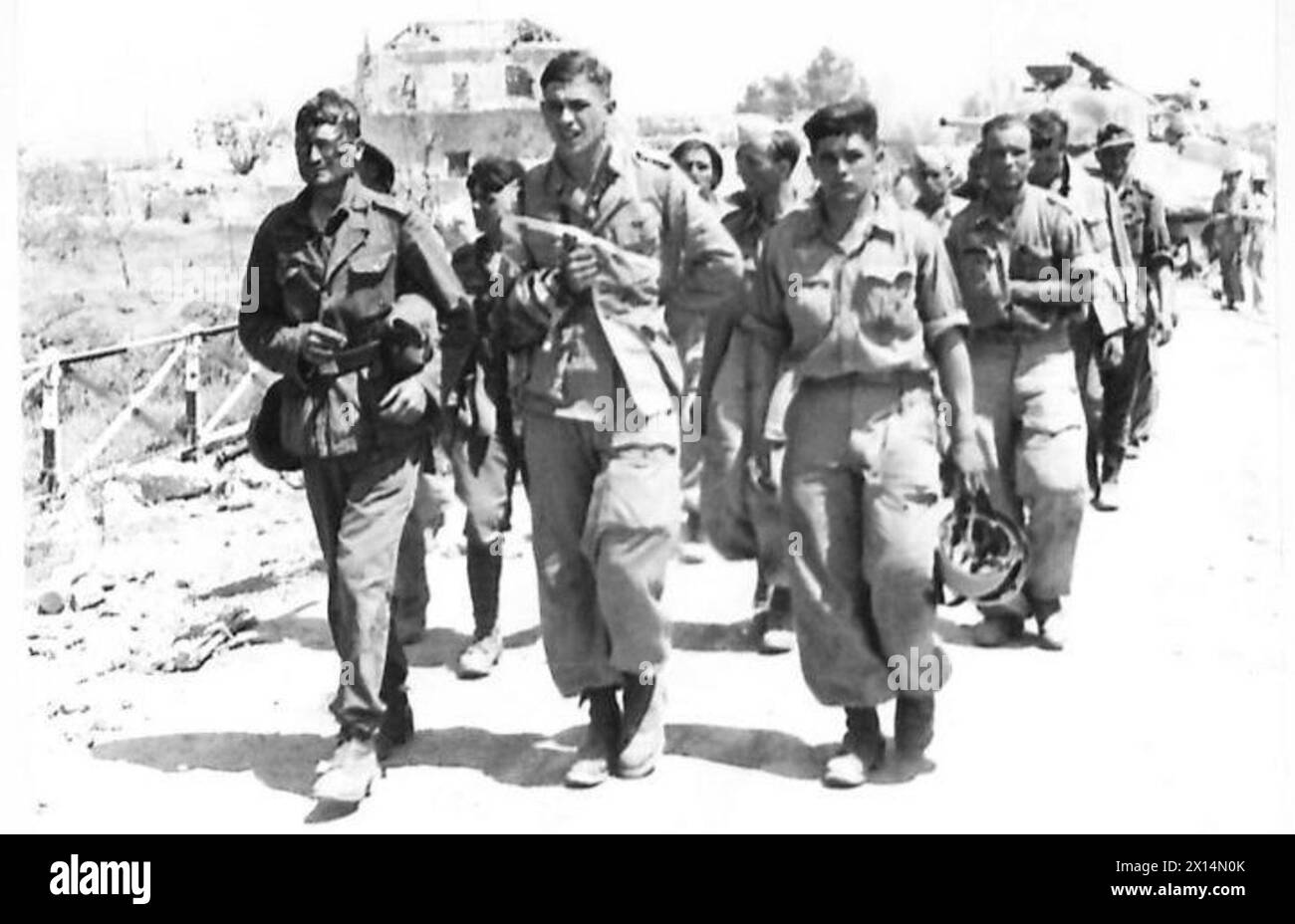 German soldiers, including paratroops, are captured by Allied forces ...