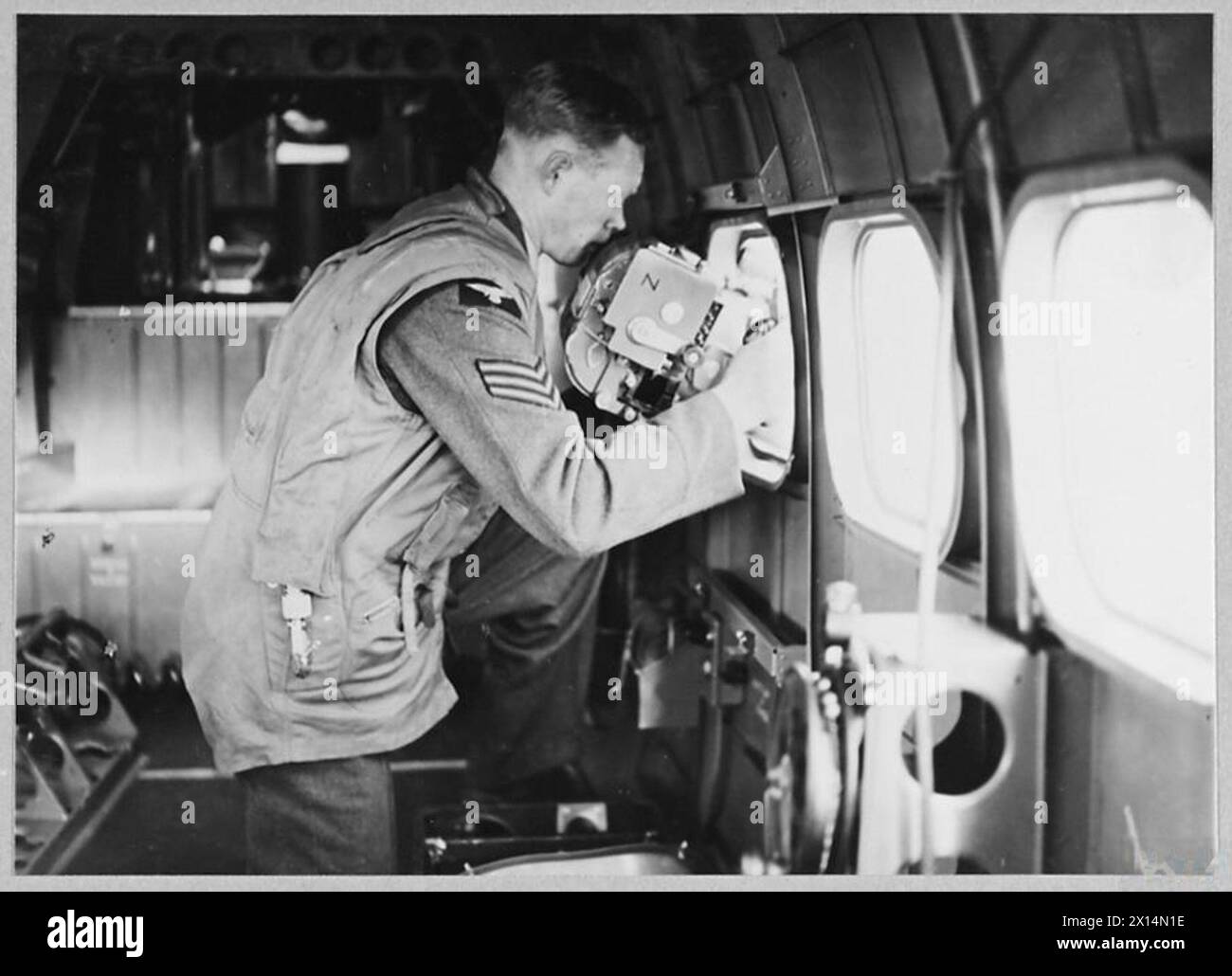 Bomb aimer a hi-res stock photography and images - Alamy