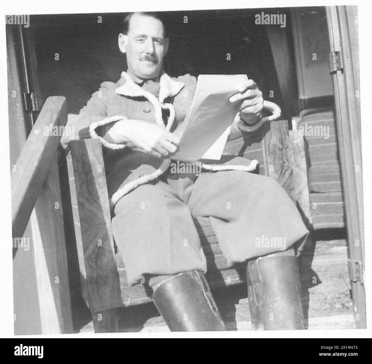 NEW PICTURES OF THE 8TH ARMY COMMANDER - General Sir Oliver Leese ...