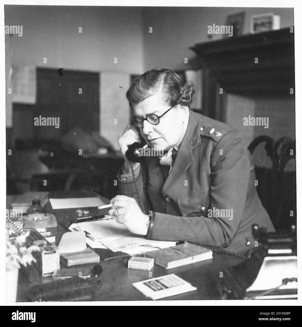 ATS SIGNAL SCHOOL IN SCOTLAND - Chief Commander I.C. Hollis, Commandant ...