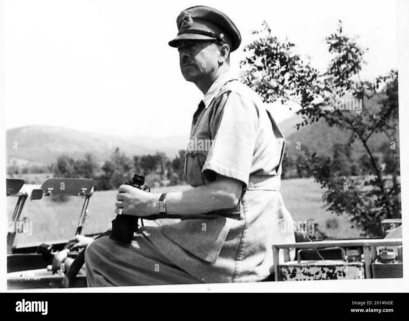 ITALY - General Alexander follows the progress of the Allied assault on ...