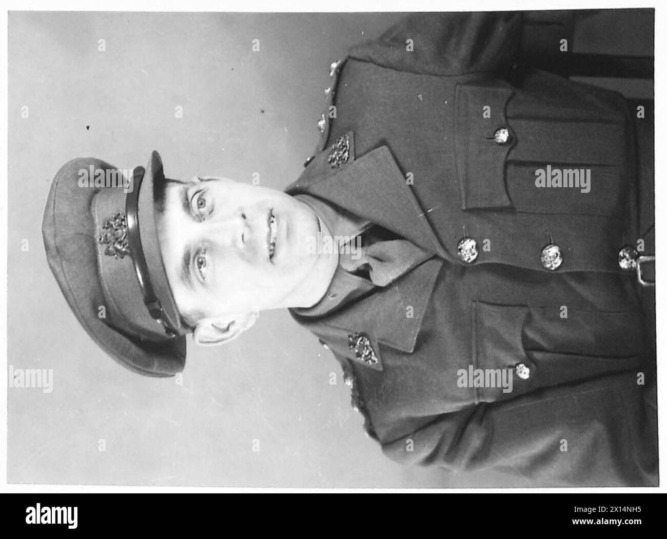 Portrait british army captain Cut Out Stock Images & Pictures - Alamy
