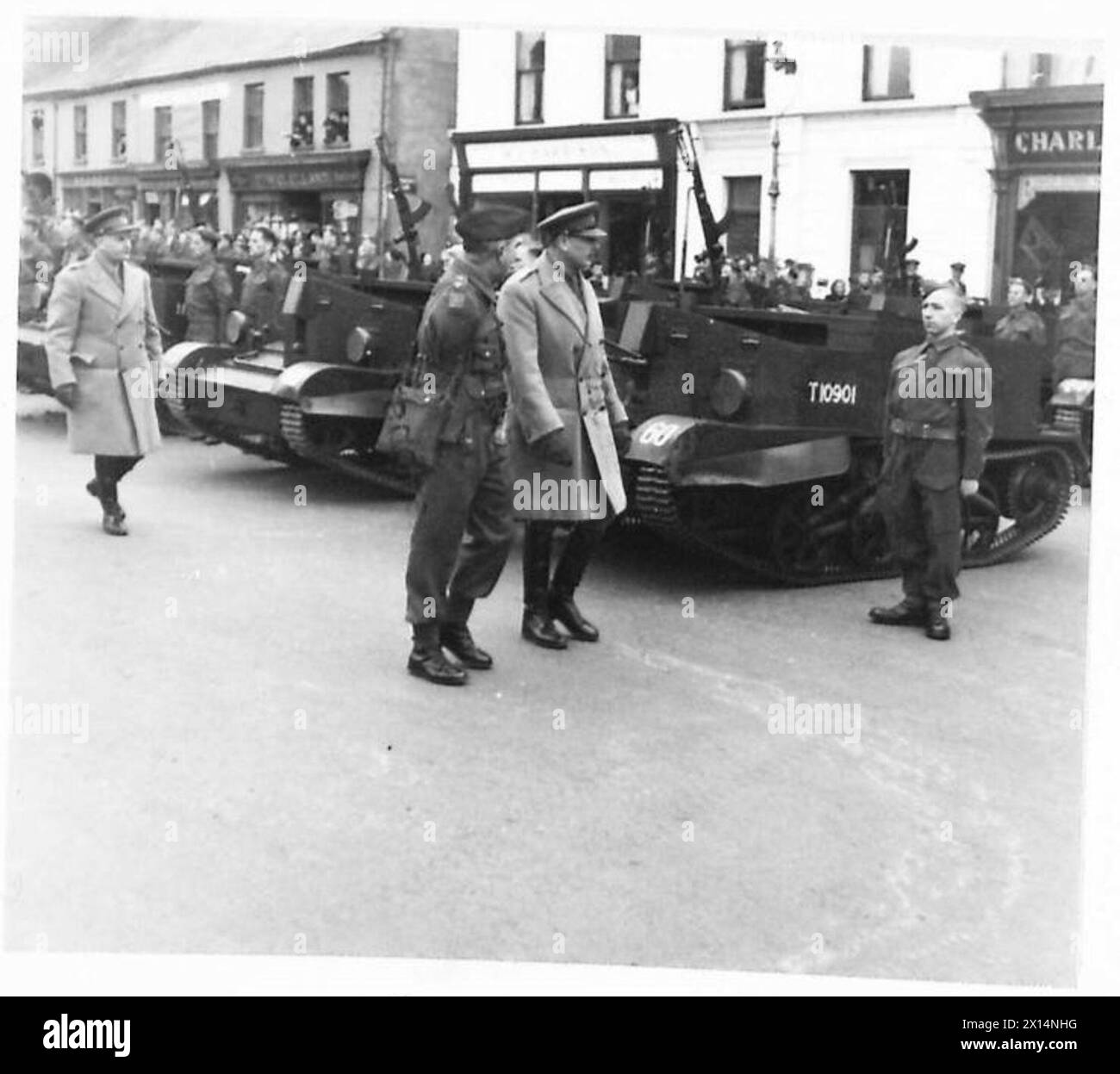 The Duke of Gloucester inspects Bren carriers of the 10th Worcesters at ...