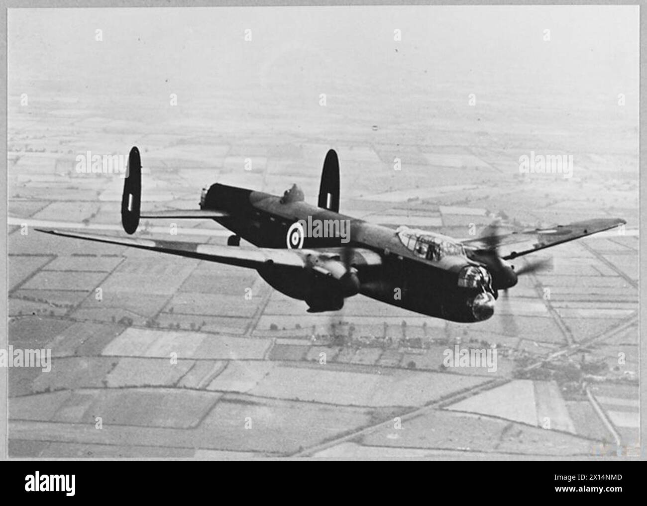 THE AVRO-MANCHESTER - AVRO-MANCHESTER IA 2 x 1760 h.p. Rolls-Royce ...