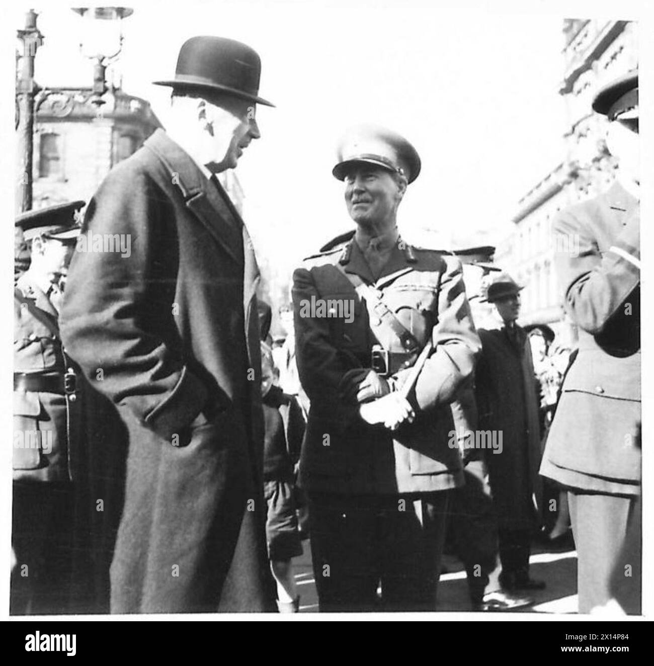 The Duke of Abercorn speaks with Lt. Gen. Sir Alan G. Cunningham ...