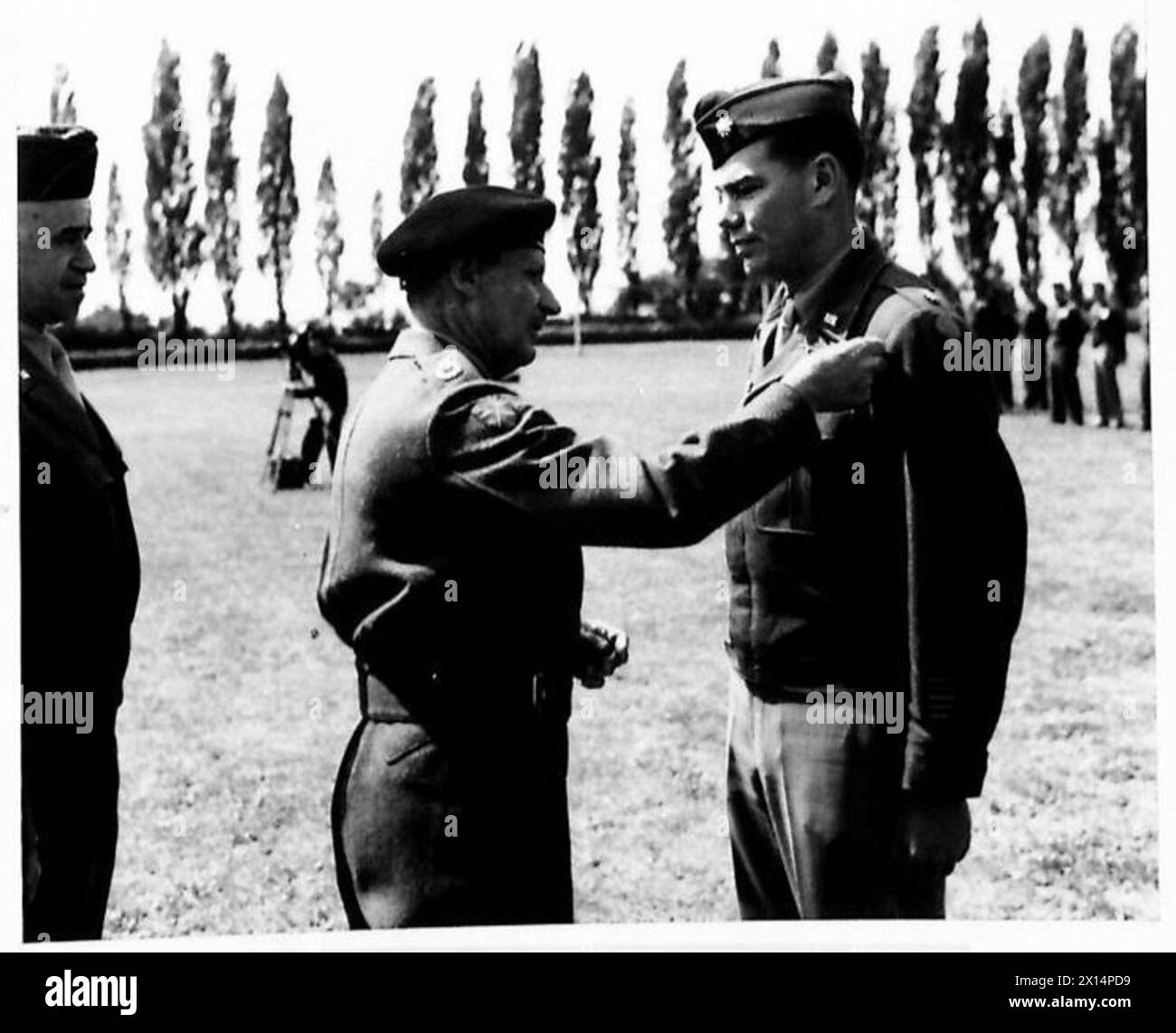 175th infantry regiment Black and White Stock Photos & Images - Alamy