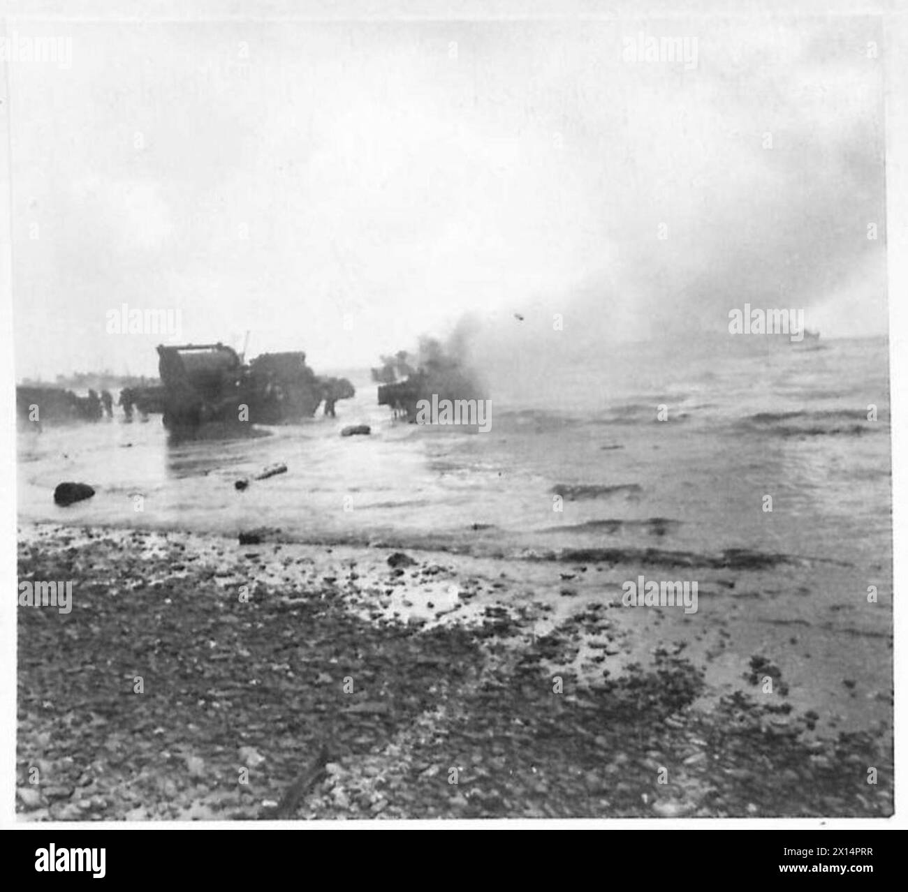 Churchill tank d day hi-res stock photography and images - Alamy