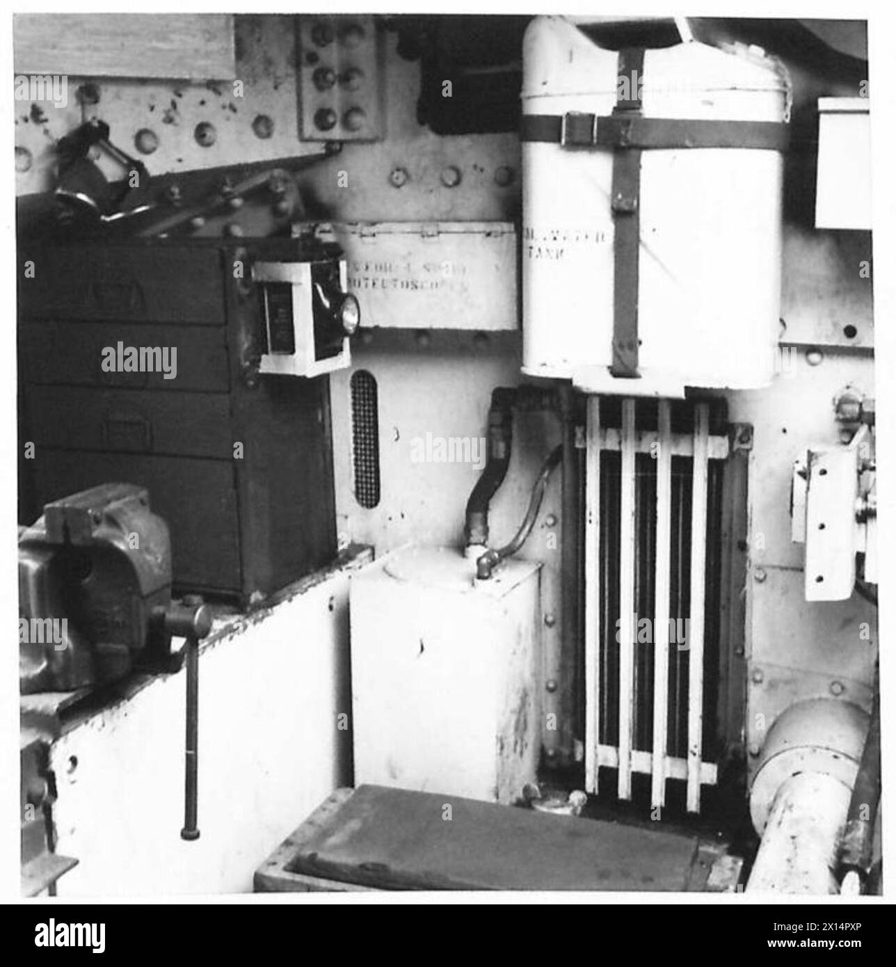 GENERAL GRANT TANK - Interior , British Army Stock Photo - Alamy