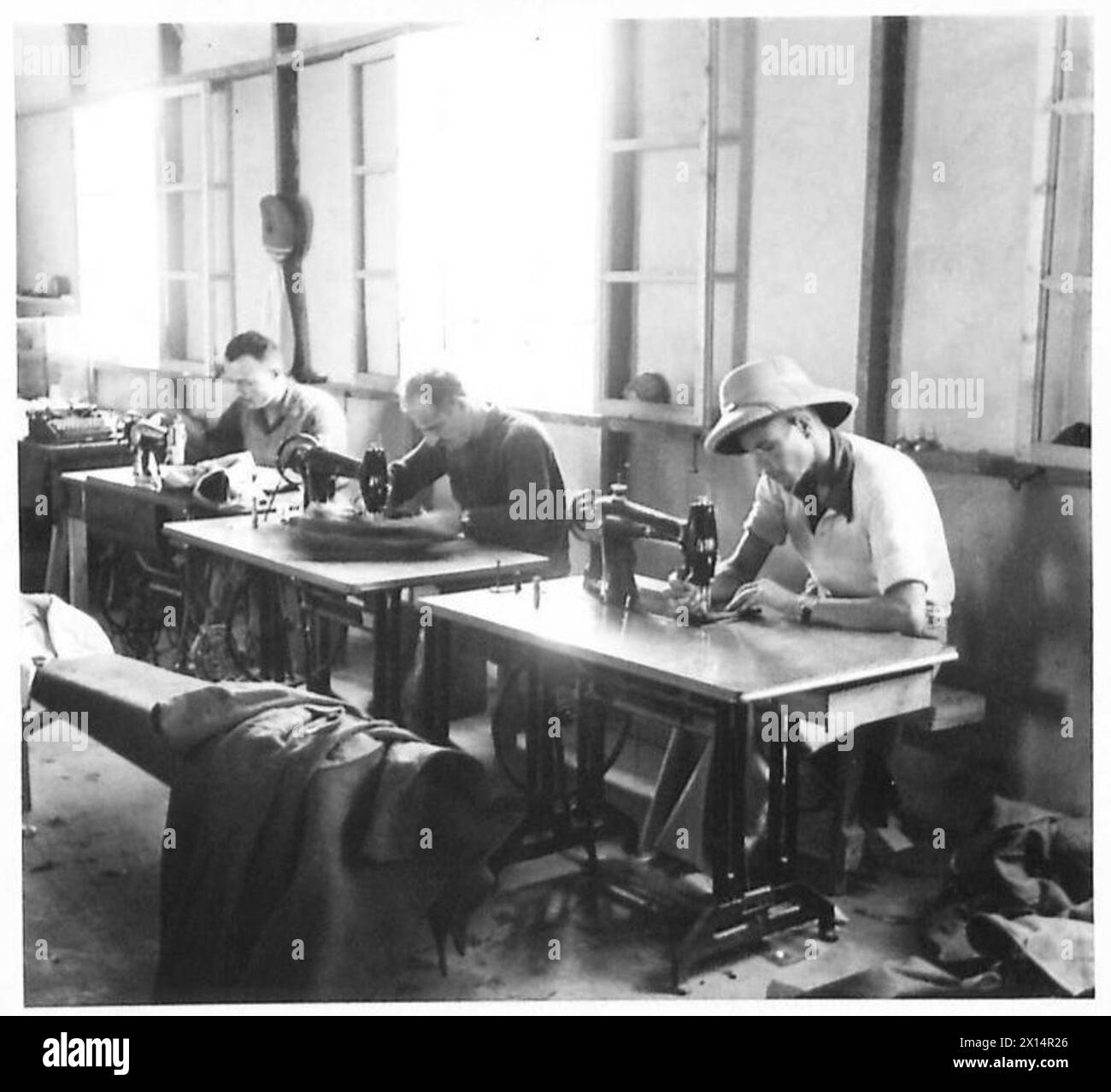 Daily routine in the army Black and White Stock Photos & Images - Alamy