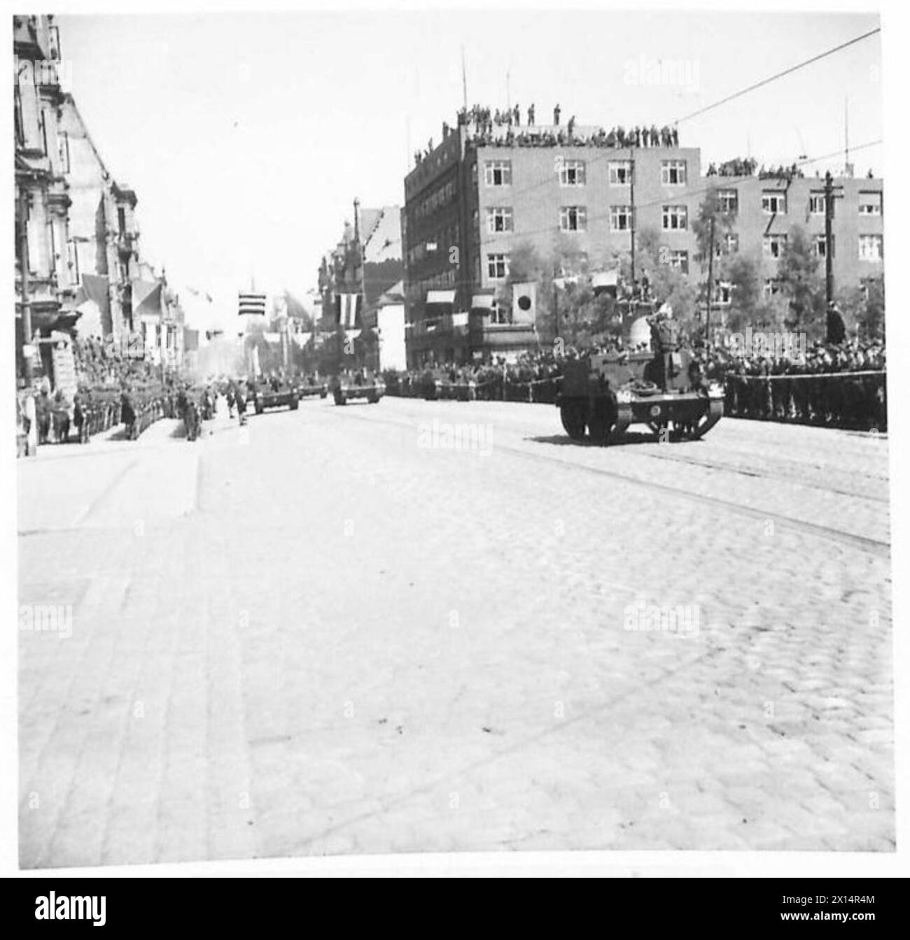Parade past Cut Out Stock Images & Pictures - Alamy