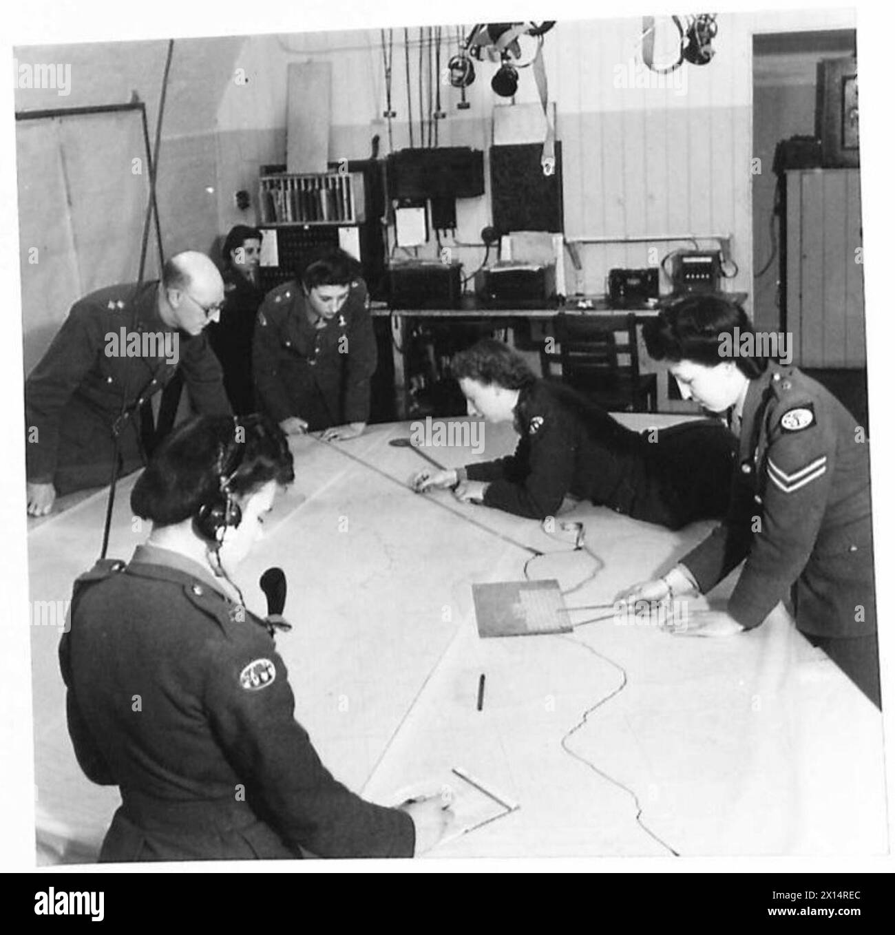 ATS PLOTTER GIRLS - ATS at work in plotting room , British Army Stock ...