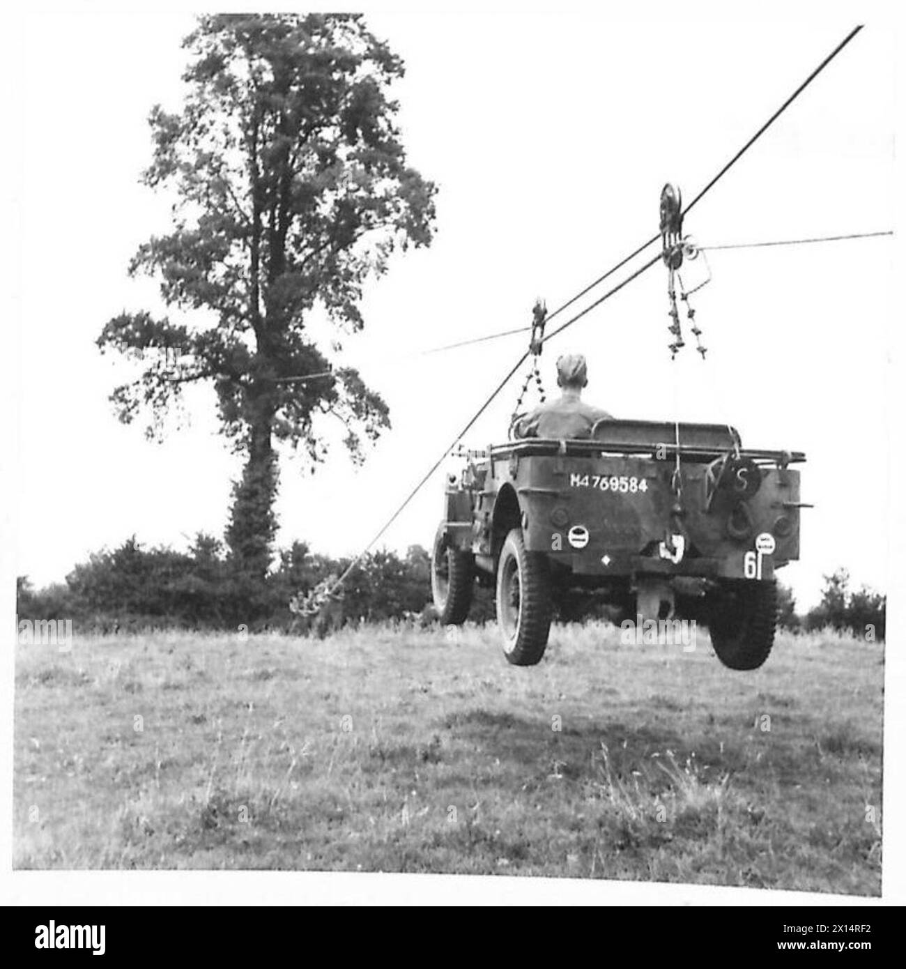 CROSSING RIVERS WITH ANTI-TANK EQUIPMENT - Jeep on an aerial rope way ...