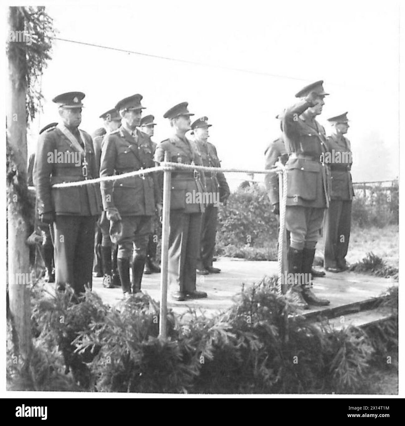 GOC-in-C WESTERN COMMAND PRESENTS MEDALS TO ALLIED OFFICERS - General ...