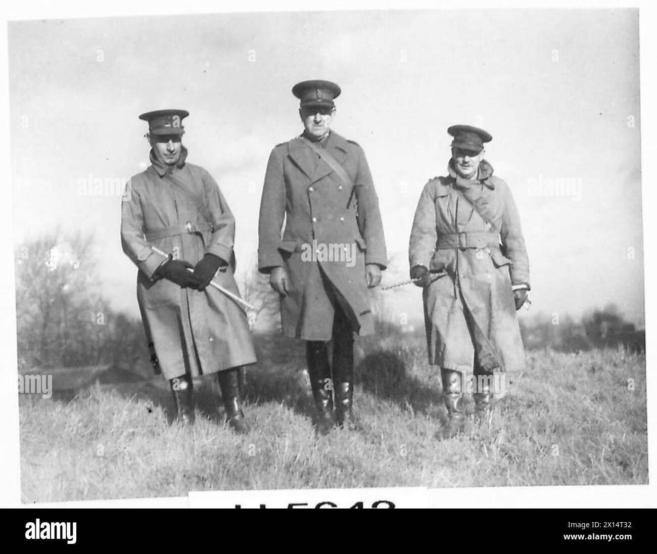 THAMES DEFENCES - Left to right - Colonel Cottrell; Brigadier G.H ...