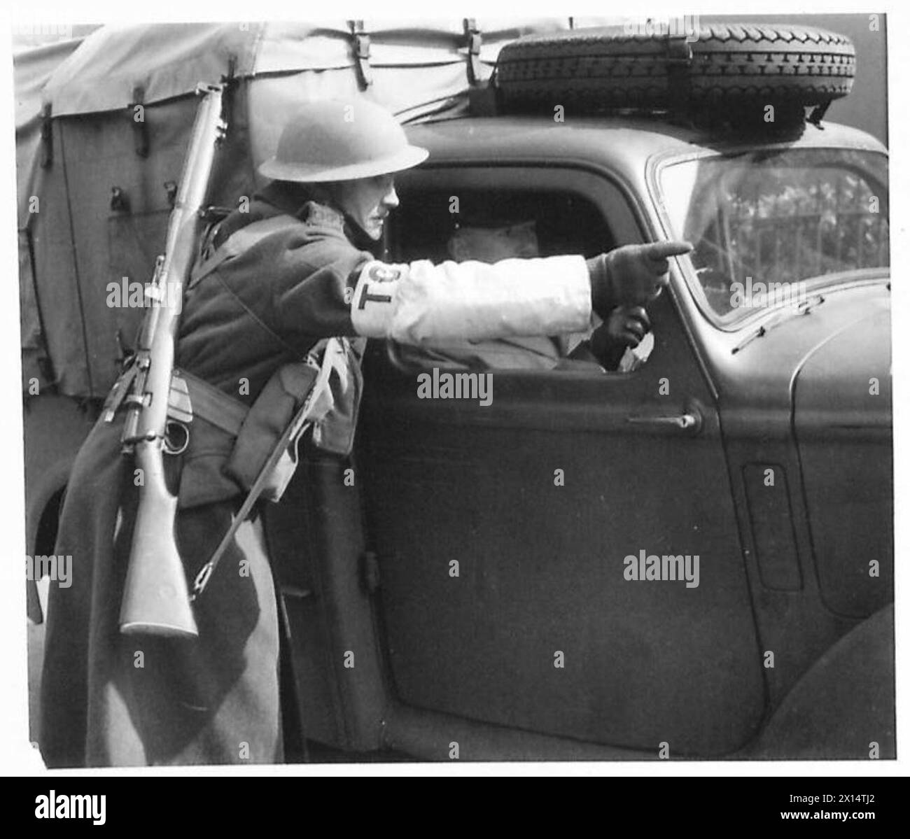 TRAFFIC CONTROL IN NORTHERN IRELAND - A traffic control policeman in ...