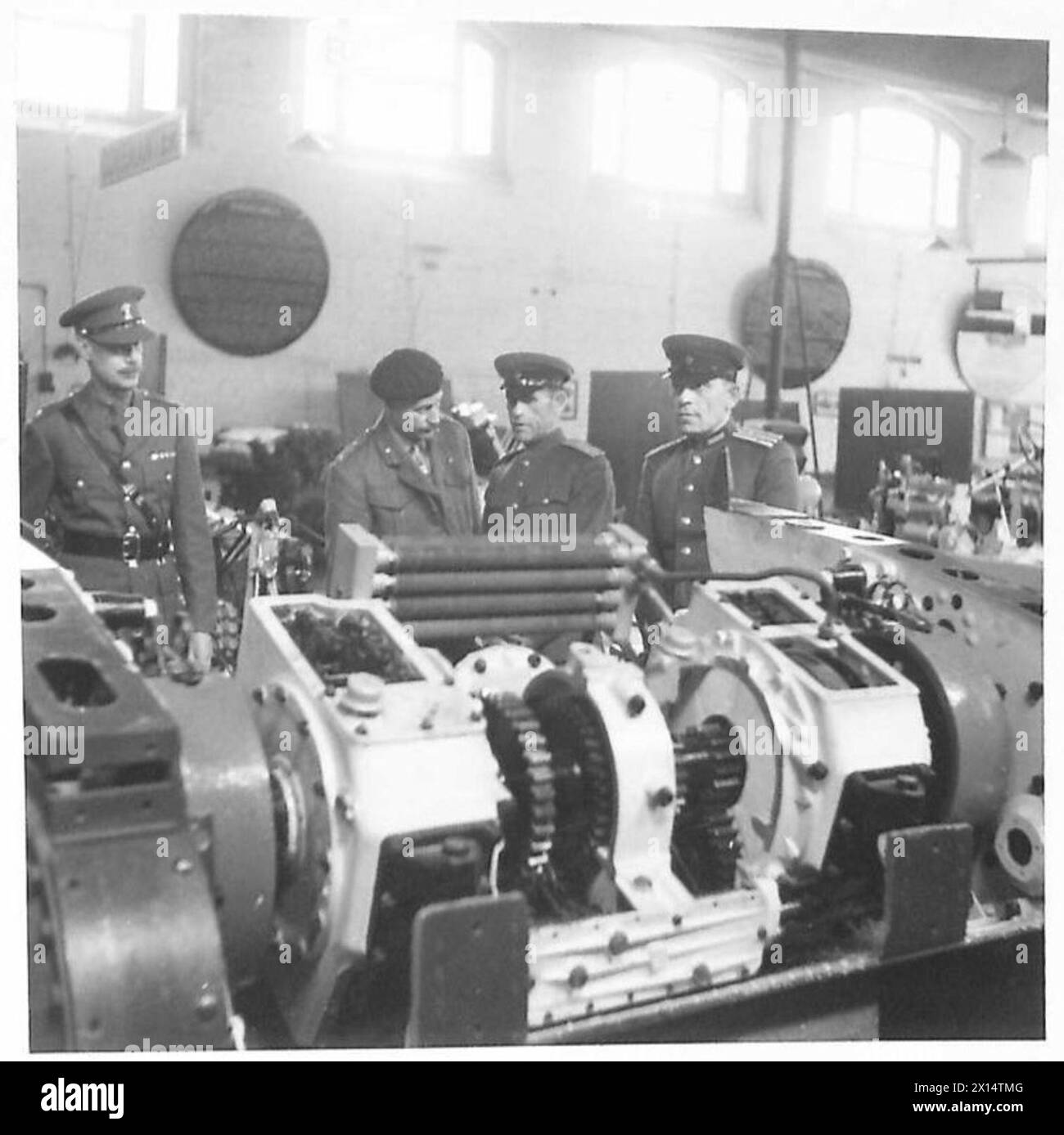 Tank mechanics training hi-res stock photography and images - Alamy