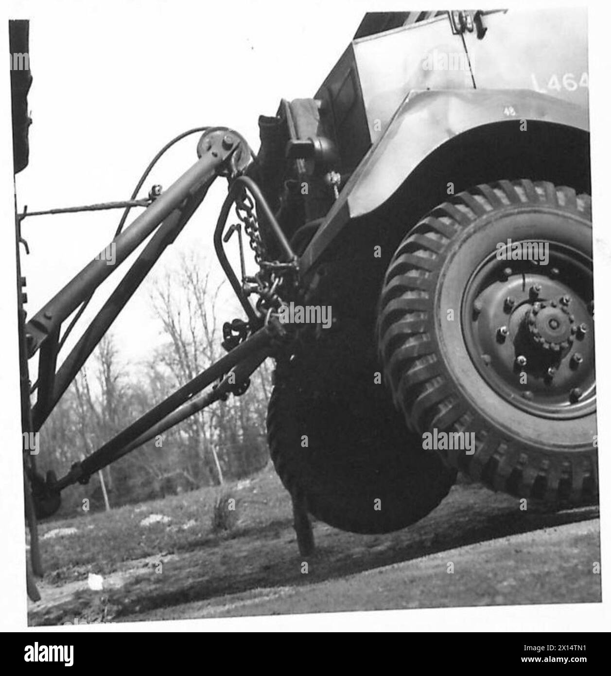 Lorry towed hi-res stock photography and images - Alamy