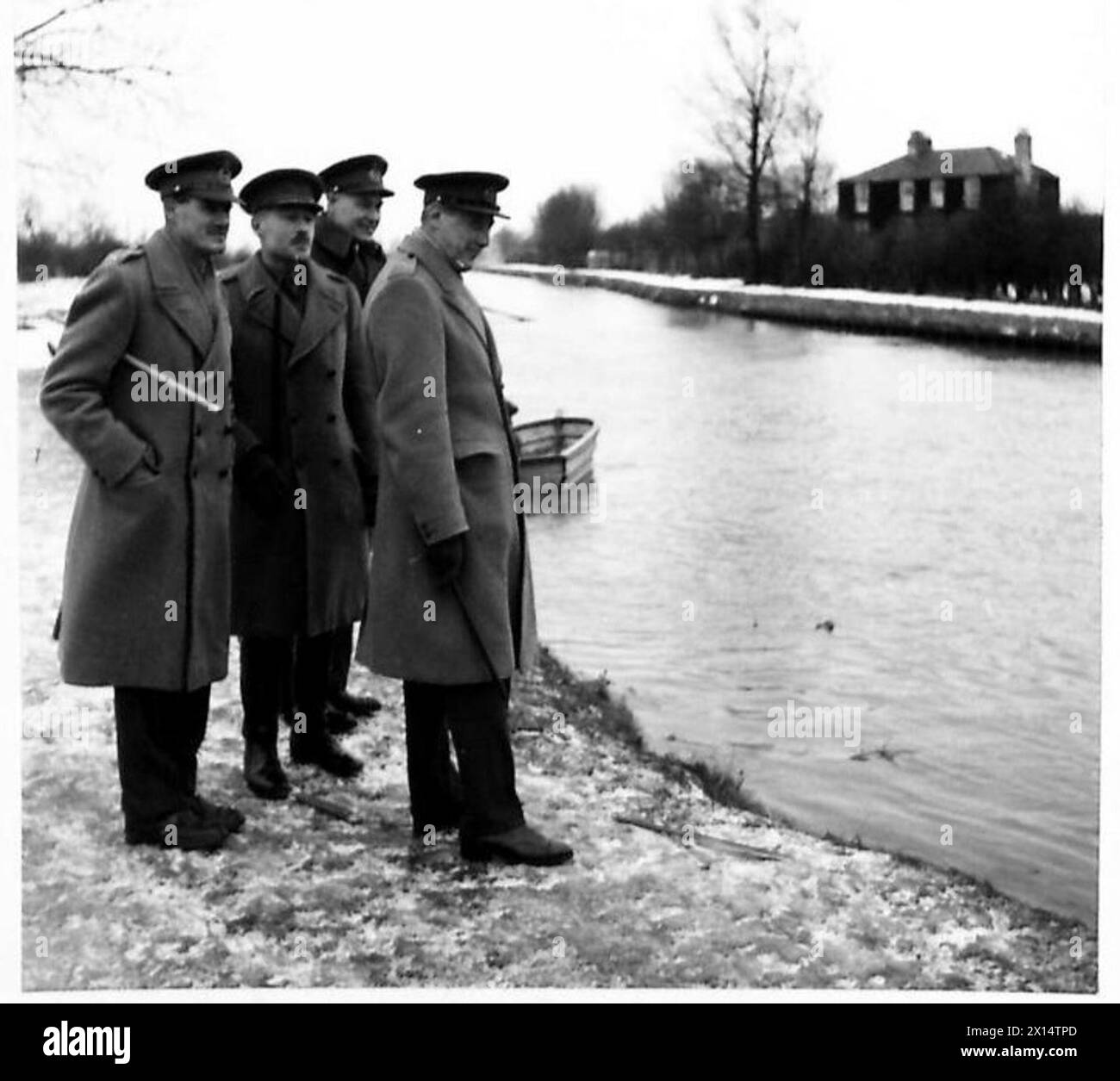 Lt. Gen. K.A.N. Anderson and Maj. Gen. J.T. Crocker observe training ...