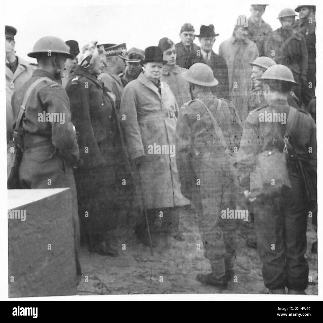 Winston Churchill inspects East Coast defences at St Andrews manned by ...