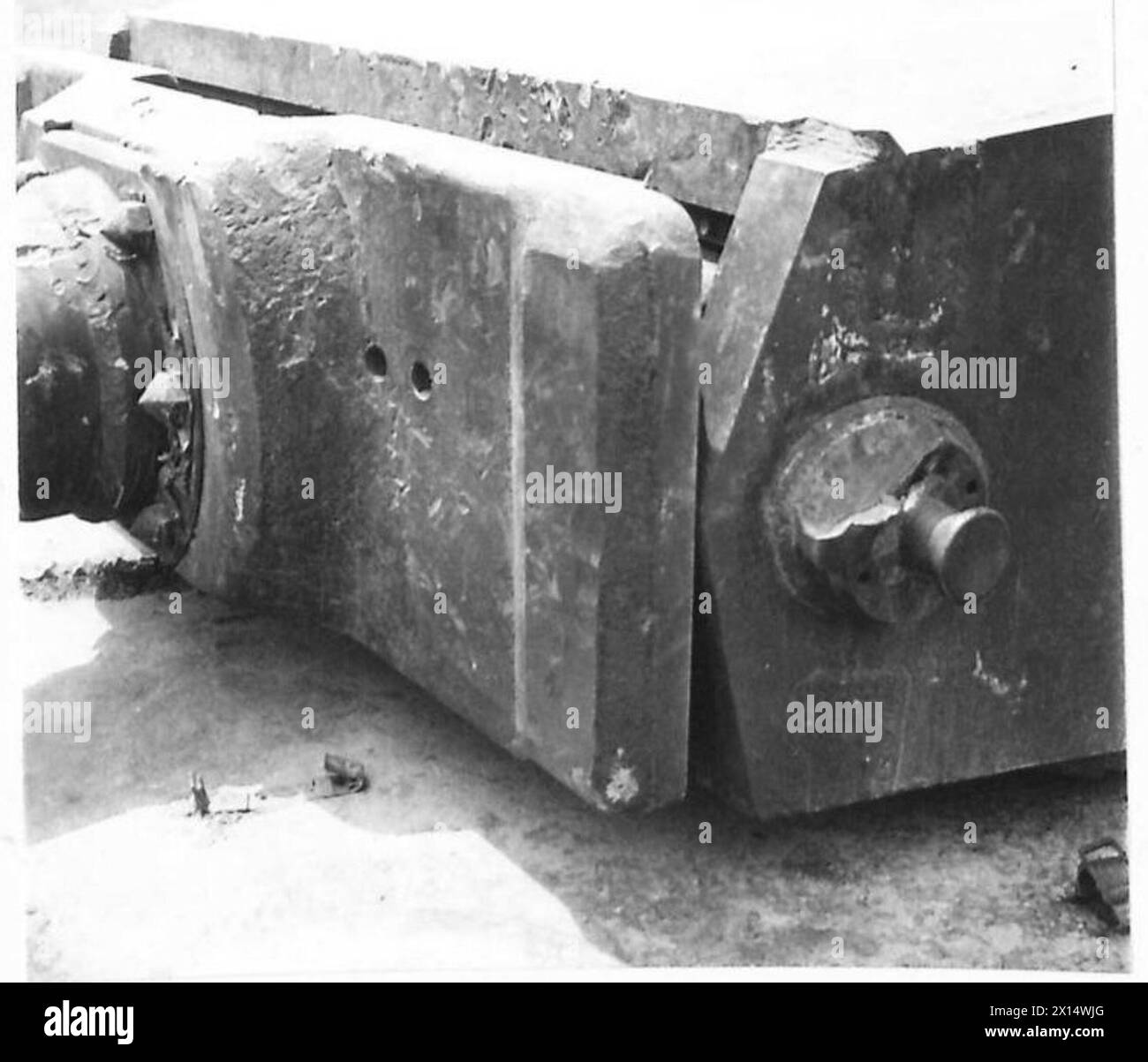 THE TIGER TANK - Close-up of 88 mm mounting on turret, slight damage ...