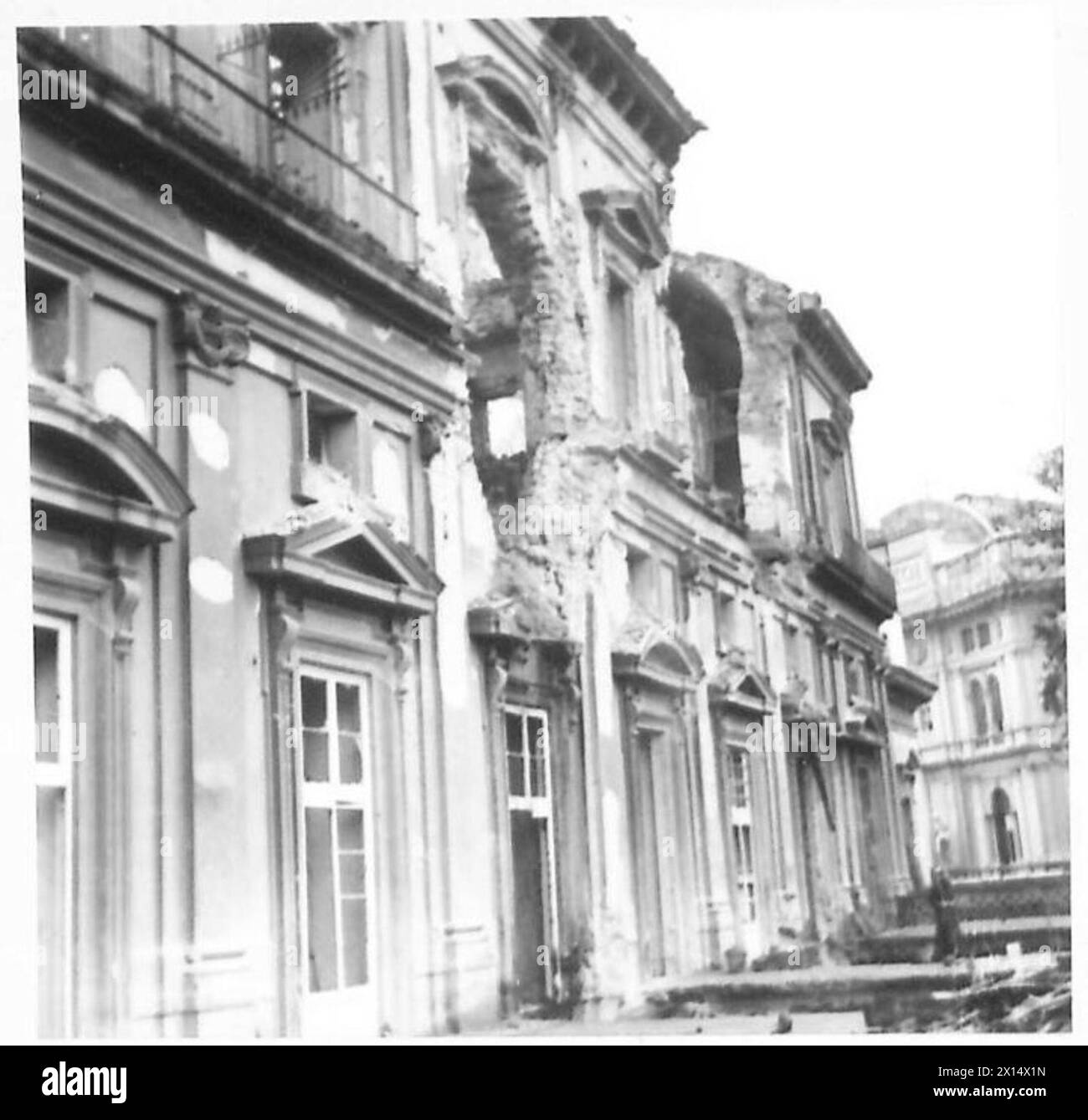 Monumental damage hi-res stock photography and images - Alamy