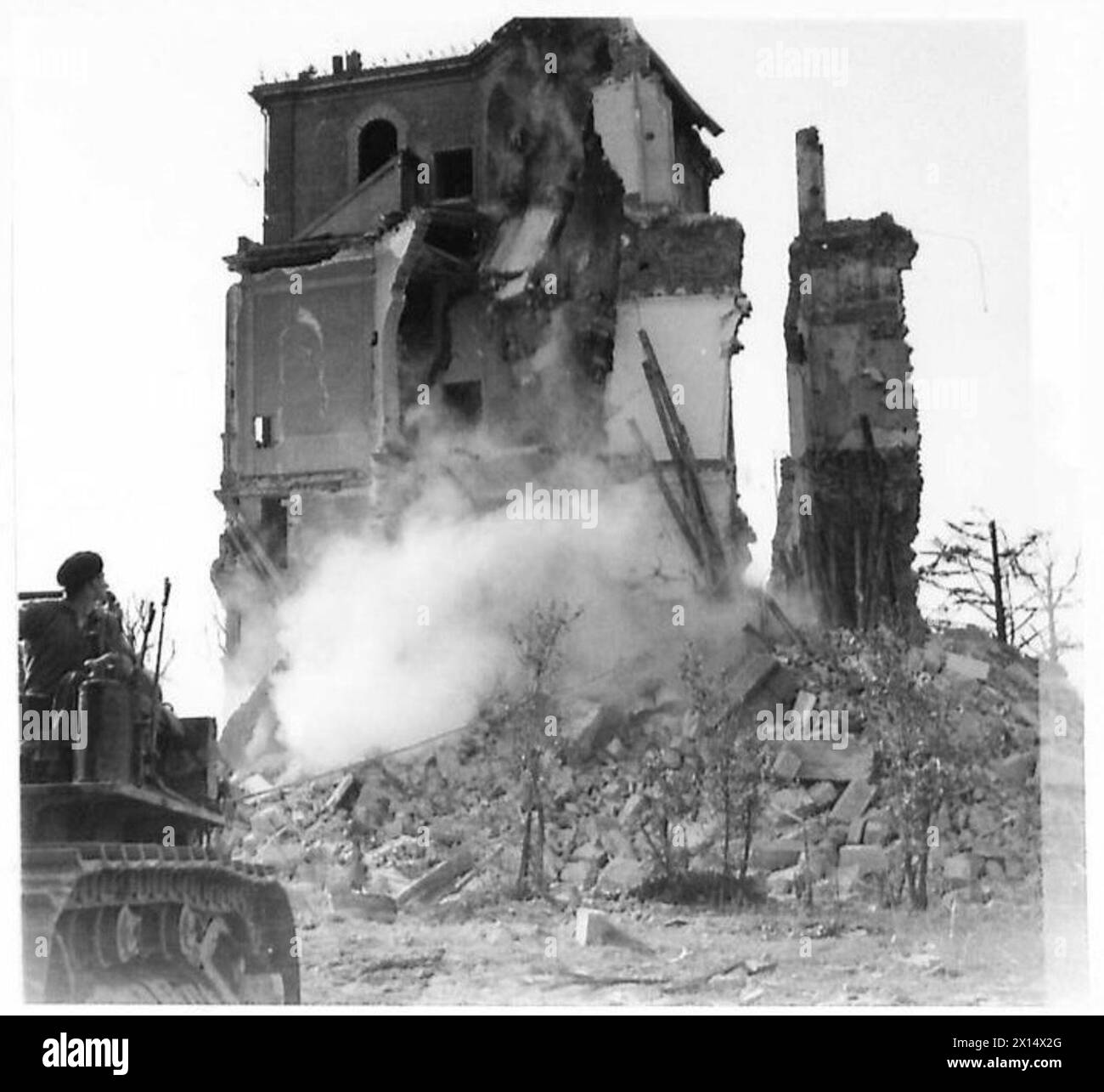 EIGHTH ARMY : REBUILDING OF BRIDGES AND RAILROADS - New Zealand ...