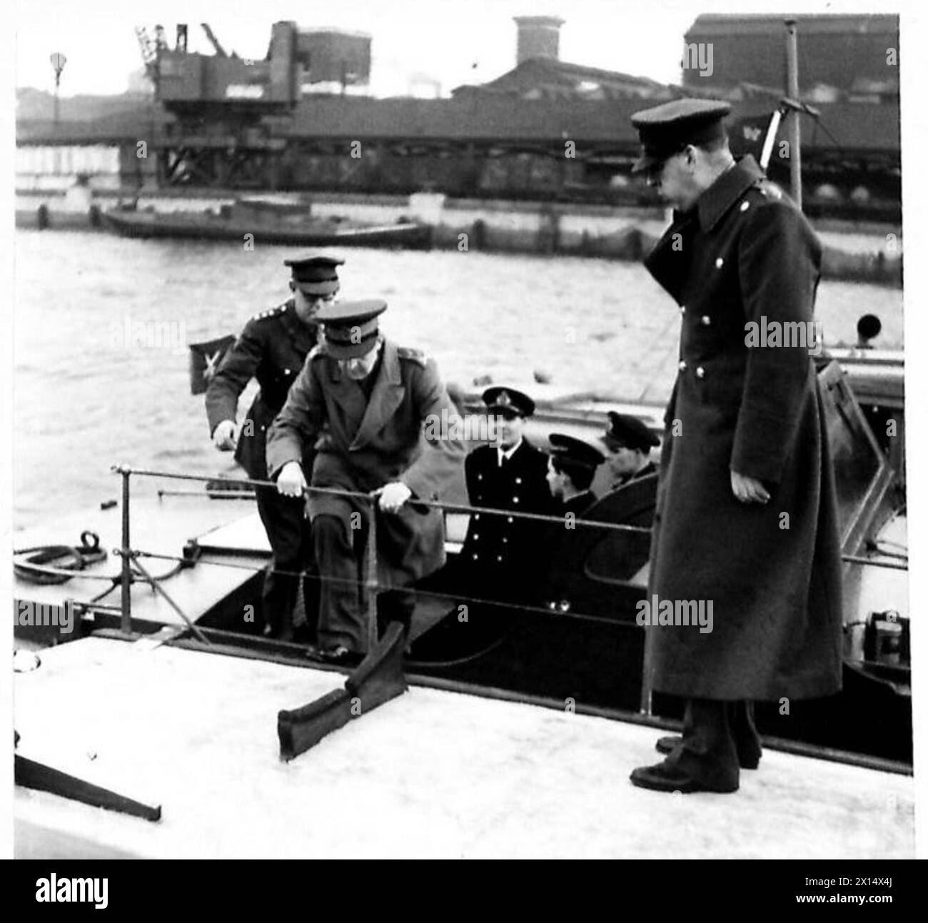 QUARTERMASTER GENERAL AND STAFF VISIT T.PIER WOOLWICH ARSENAL - The ...