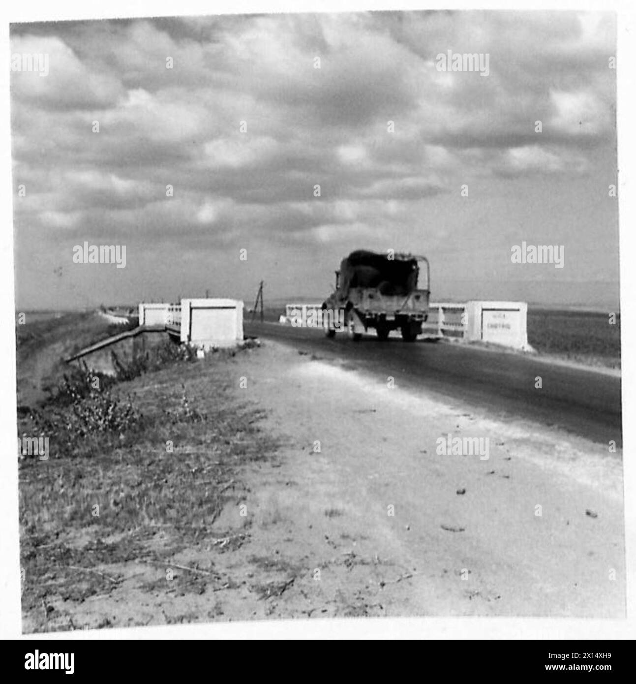 Bridging gaps Cut Out Stock Images & Pictures - Alamy