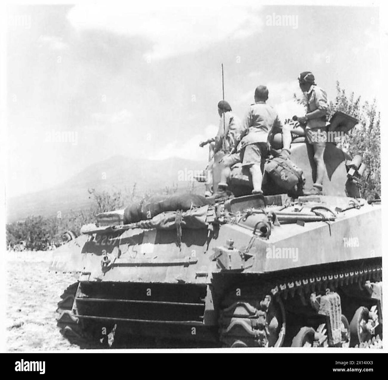 THE BRITISH ARMY IN NORTH AFRICA, SICILY, ITALY, THE BALKANS AND ...