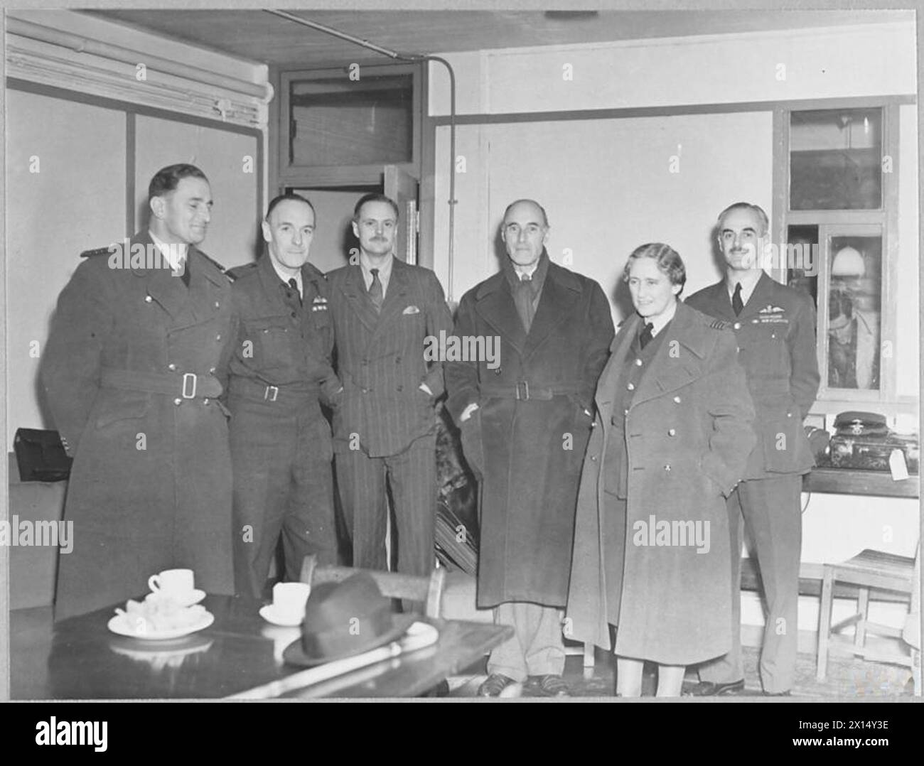 Lady swinton hi-res stock photography and images - Alamy