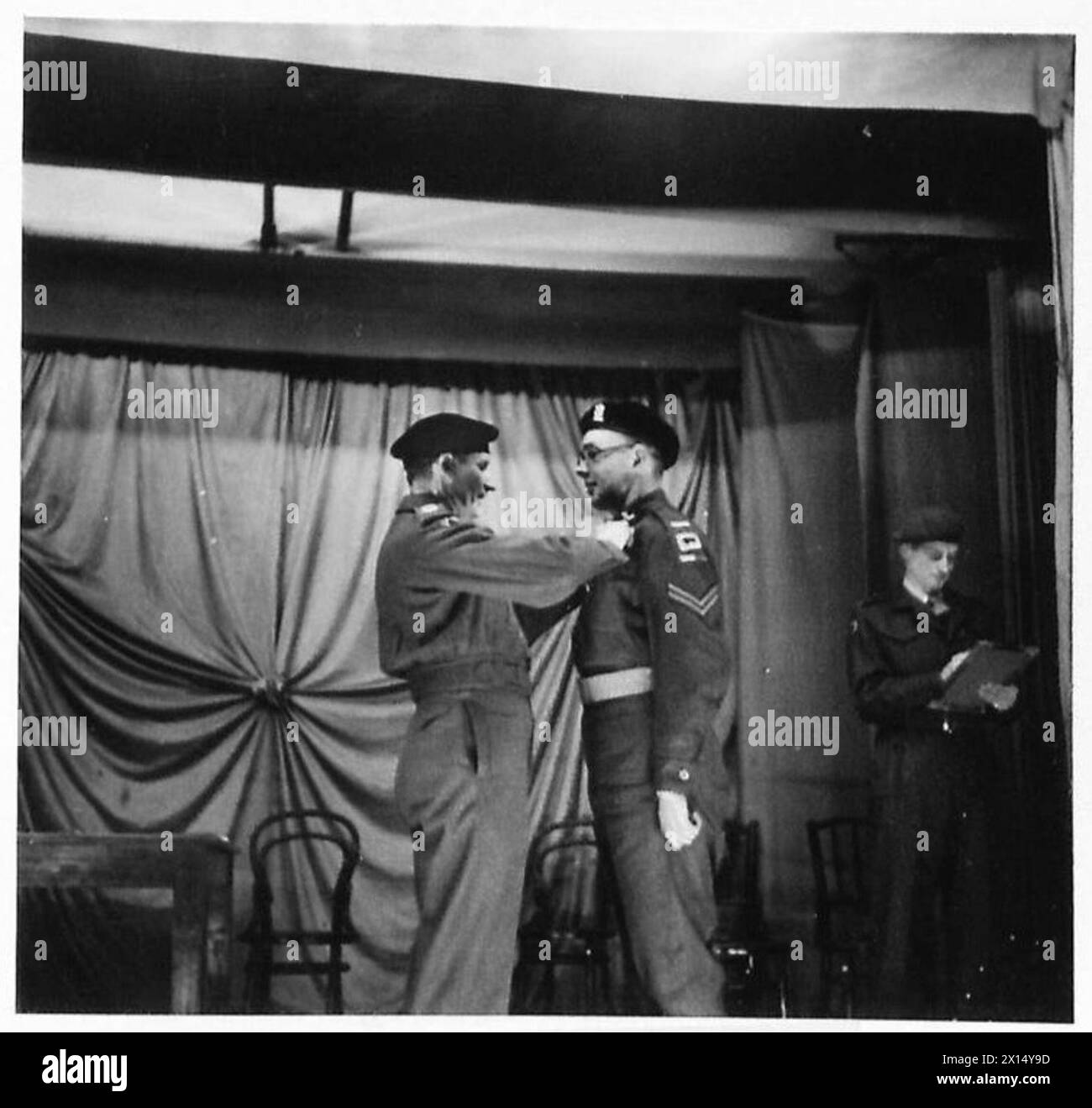 M medal ceremony Black and White Stock Photos & Images - Alamy