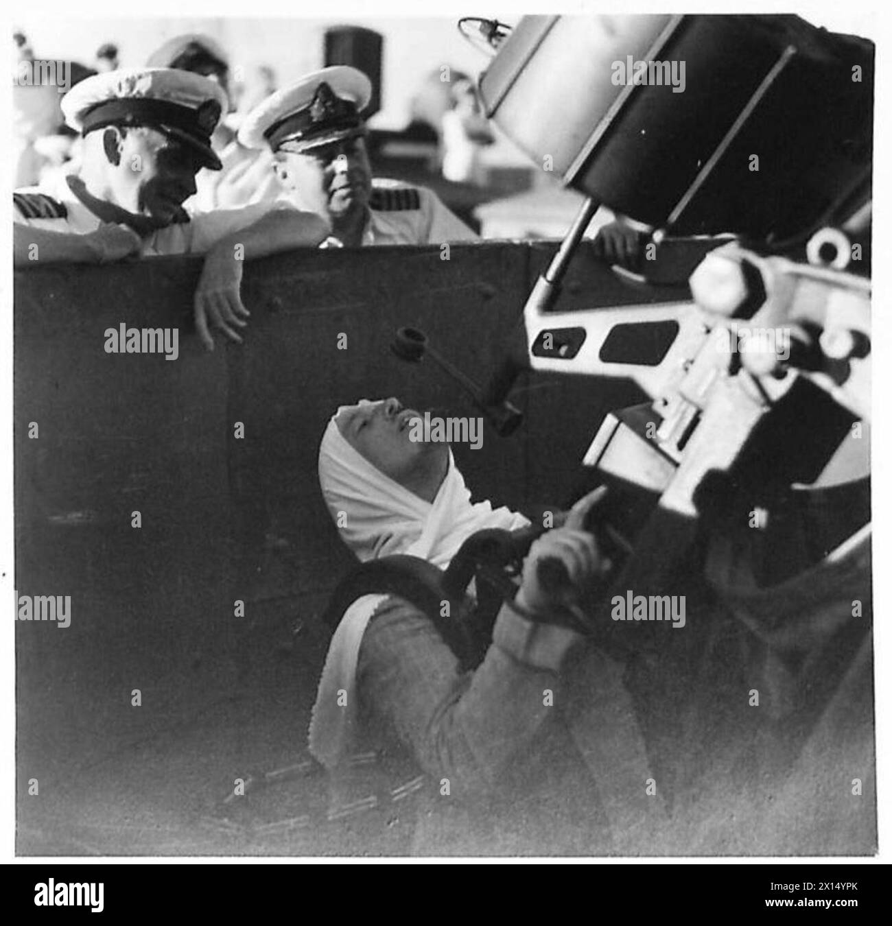 TOUR OF HRH EL EMIR MANSUR IBN SAUD - Dr Midhat fires an anti aircraft ...